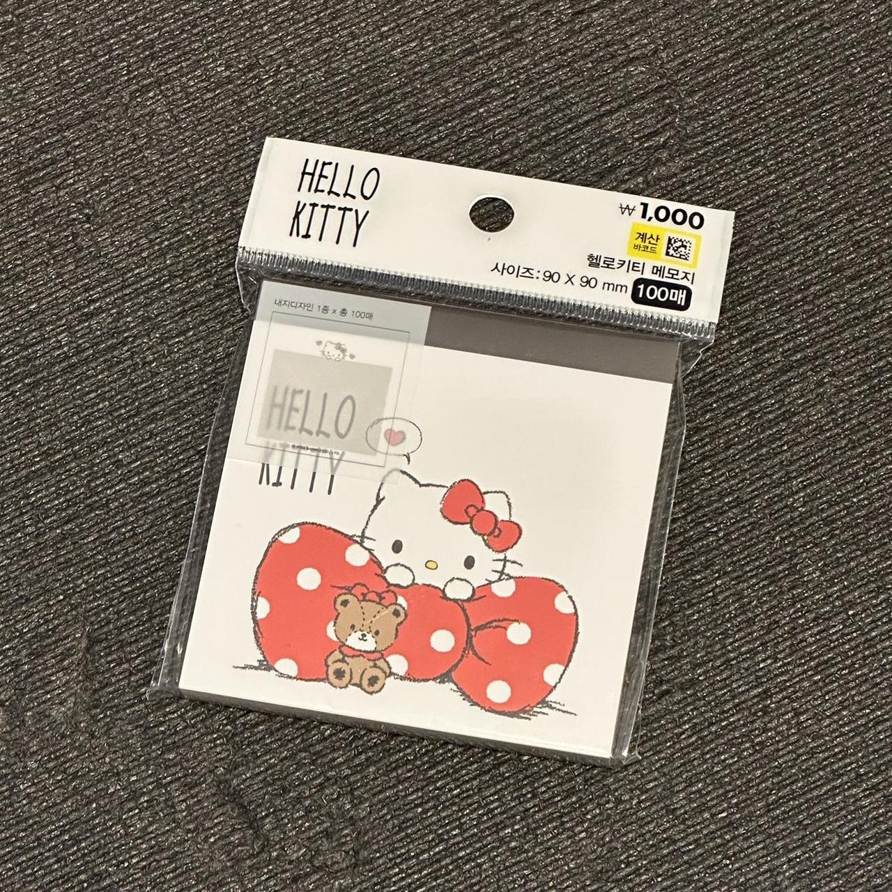 hello kitty memo - size : 9x9cm - quantity : 100... - Depop