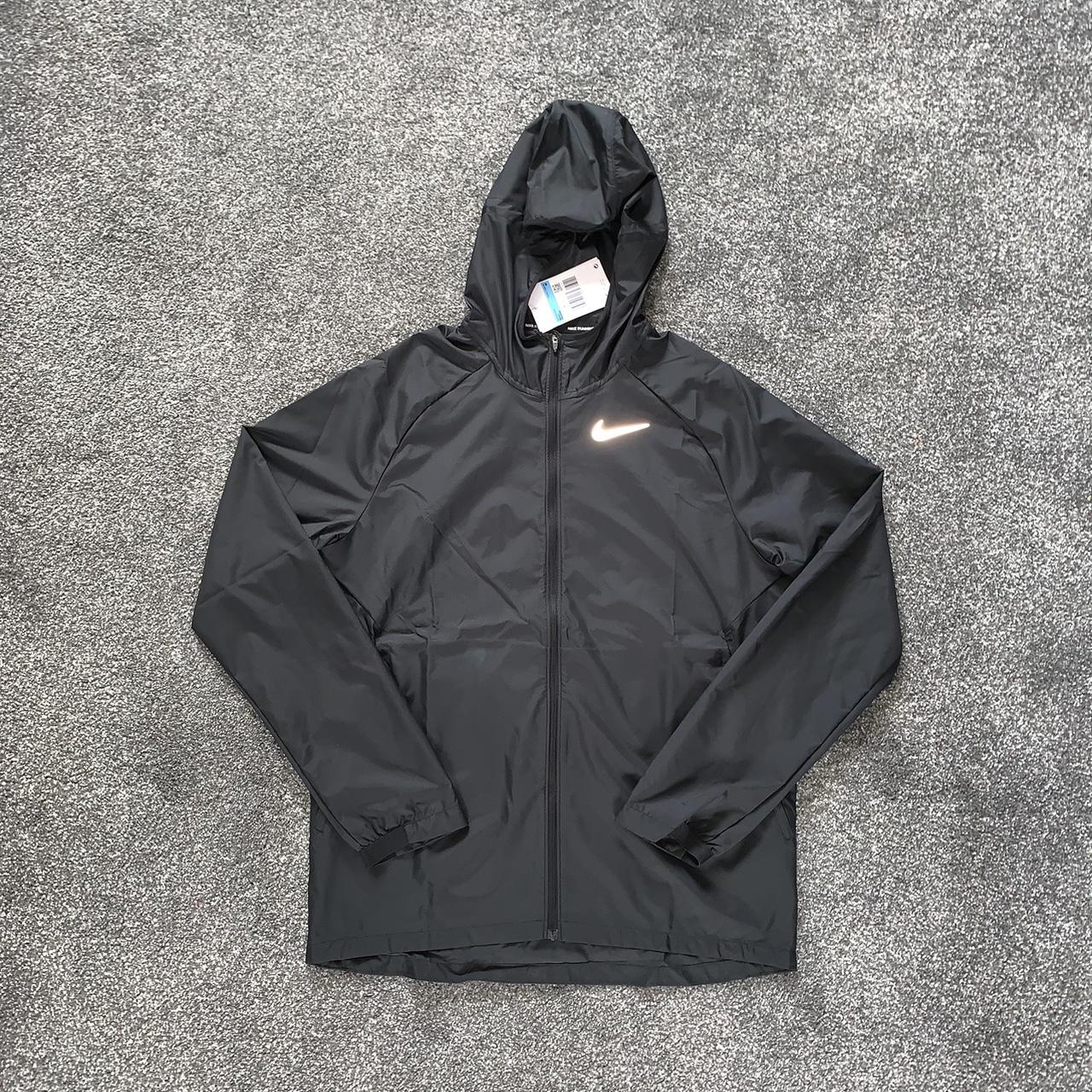 NIKE RUNNING ESSENTIALS JACKET ⭐️ WEEKEND DISCOUNTS... - Depop