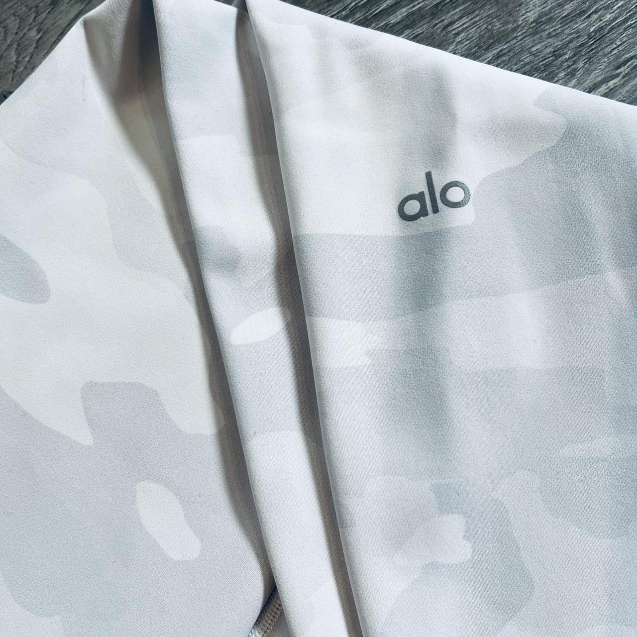 Alo white camo leggings Size S - Depop