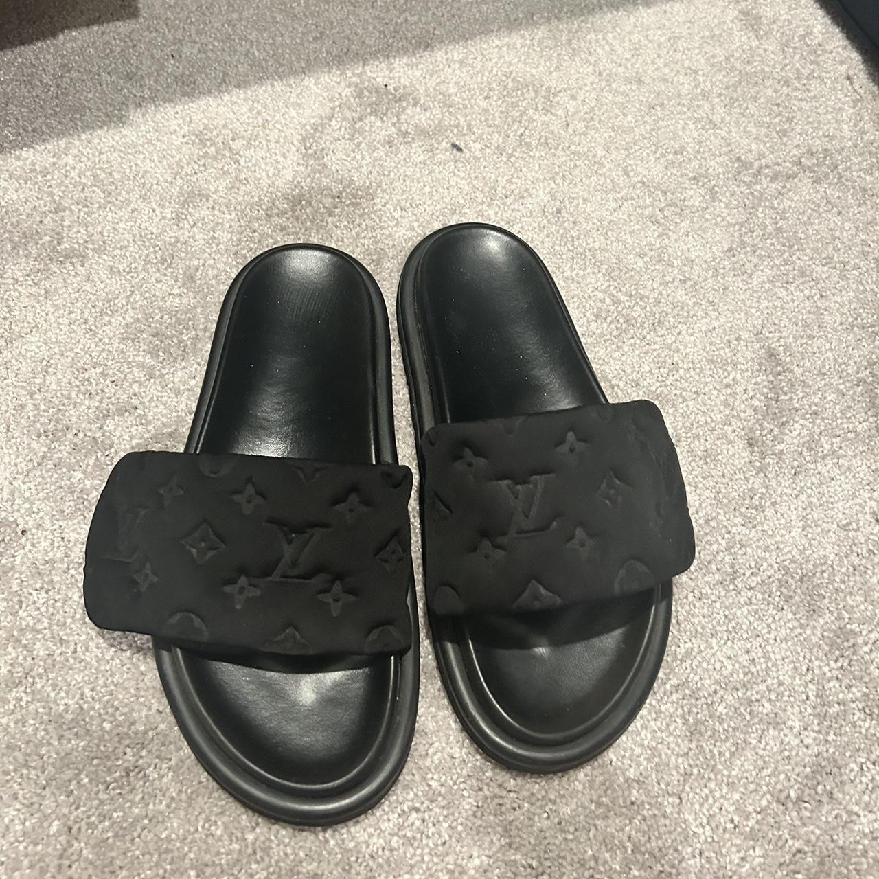 Louis Vuitton Slides size 10 - Depop