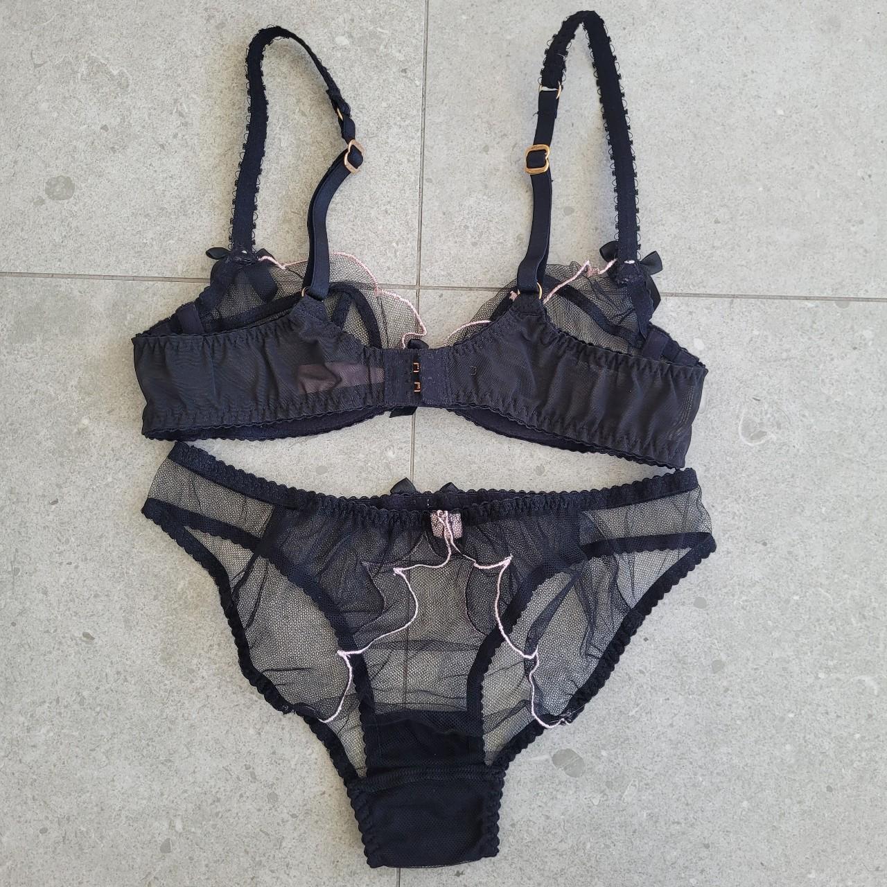 Classic pretty 'Lorna' 2 piece set by... - Depop