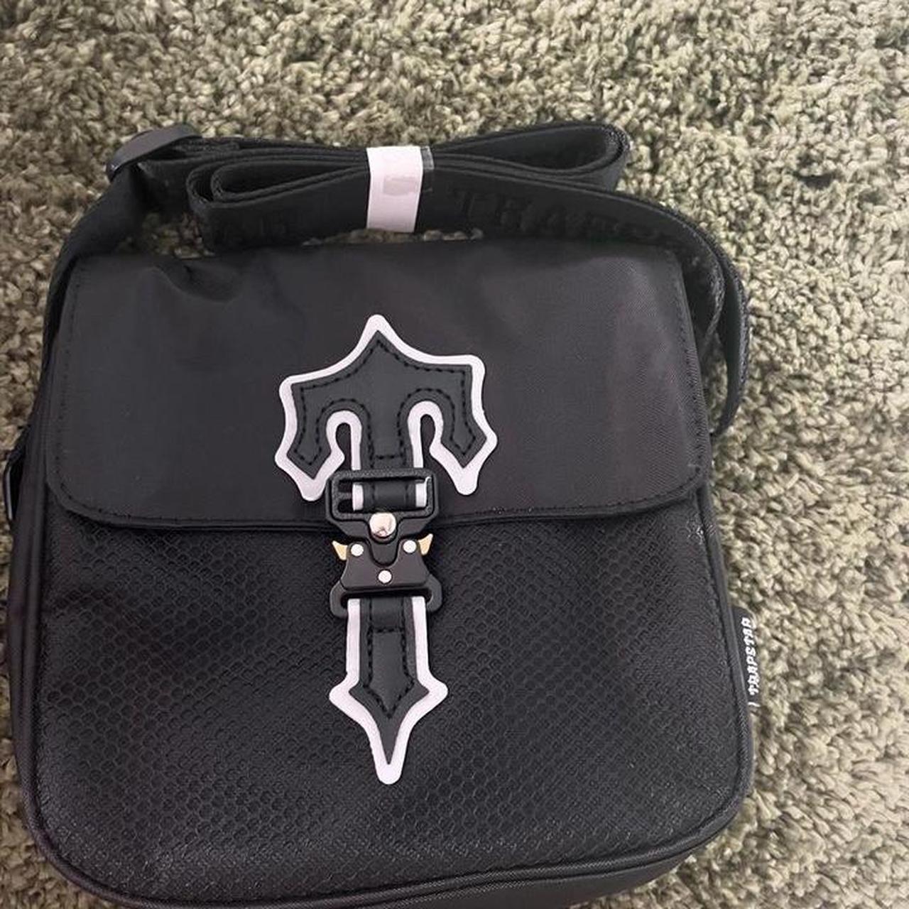 Trapstar bag brand new - Depop