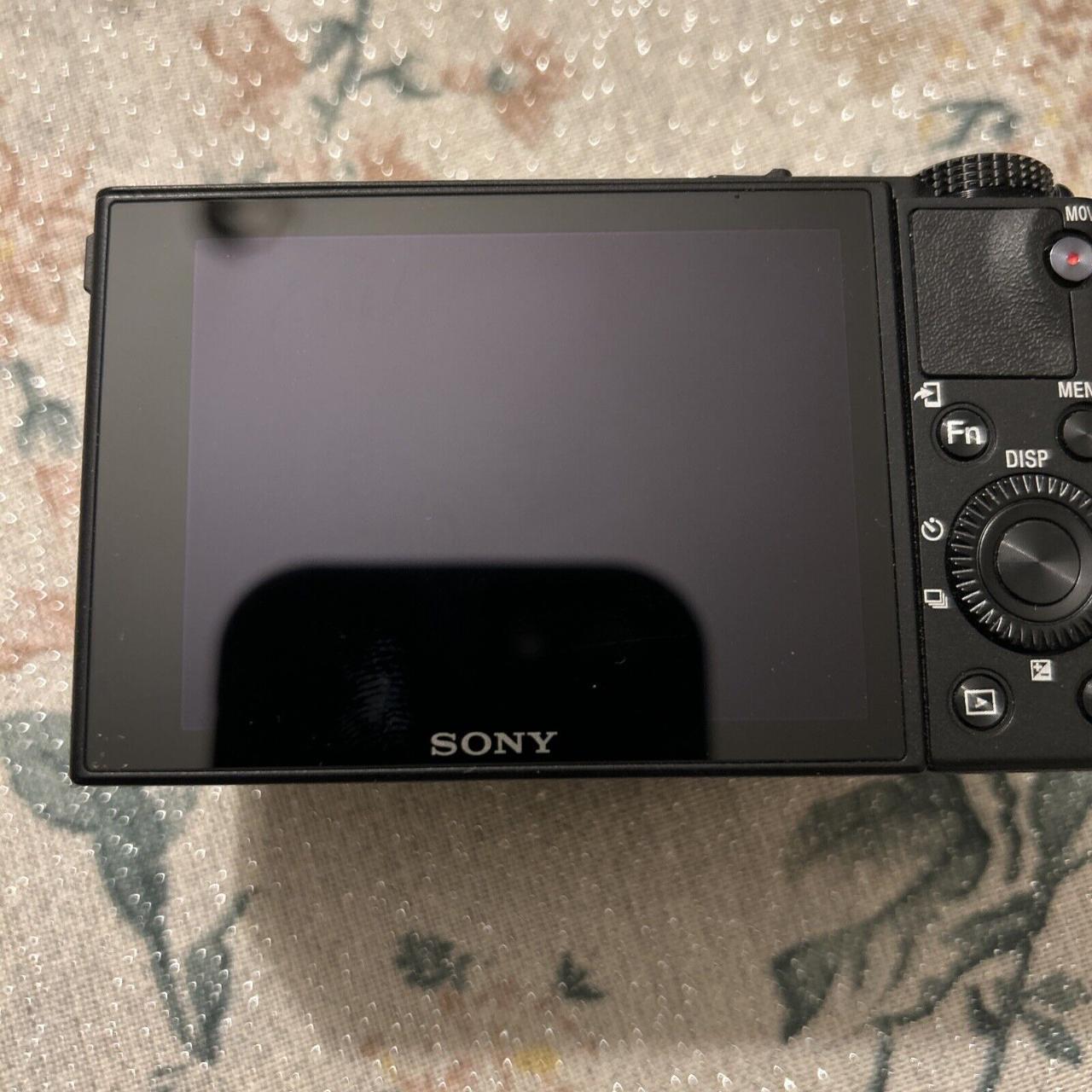 sony rx100 vii camera Sony RX100 VII - Depop