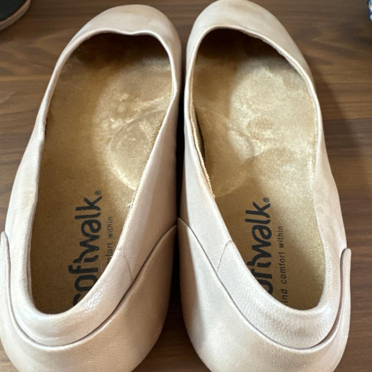 Softwalk nude flats with arch support. Were packed... - Depop