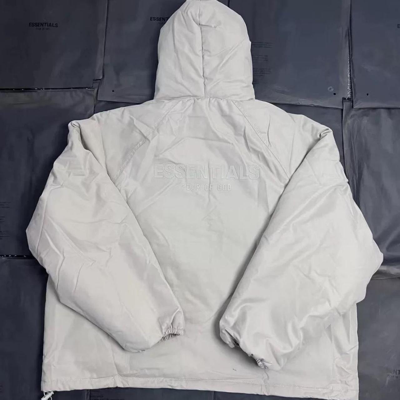 Essentials 23SS Jacket thick winter wear - Depop