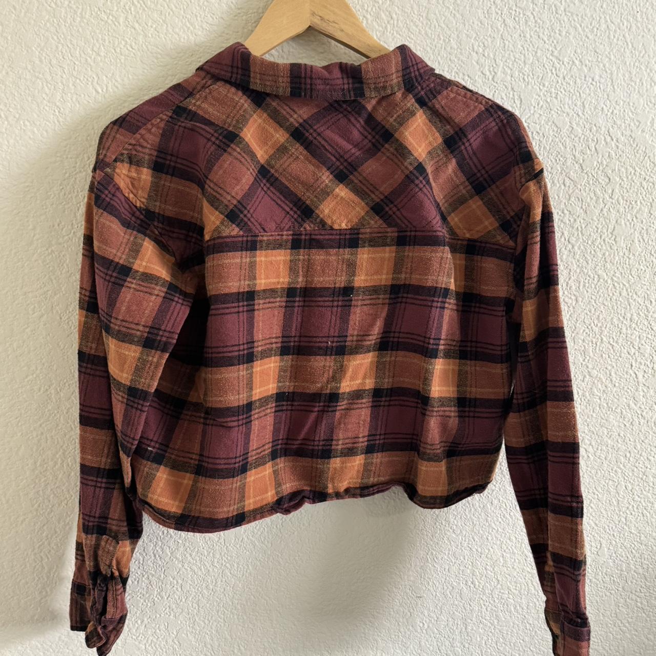 Cropped flannel shirt - Depop