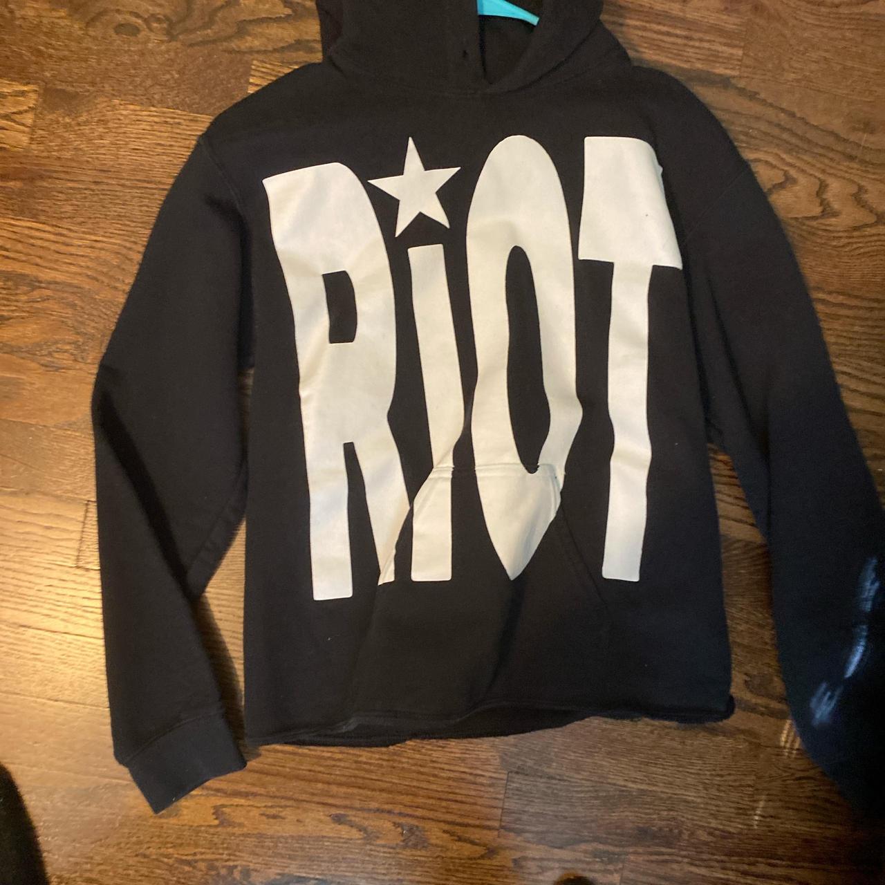 Riot hoodie - Depop