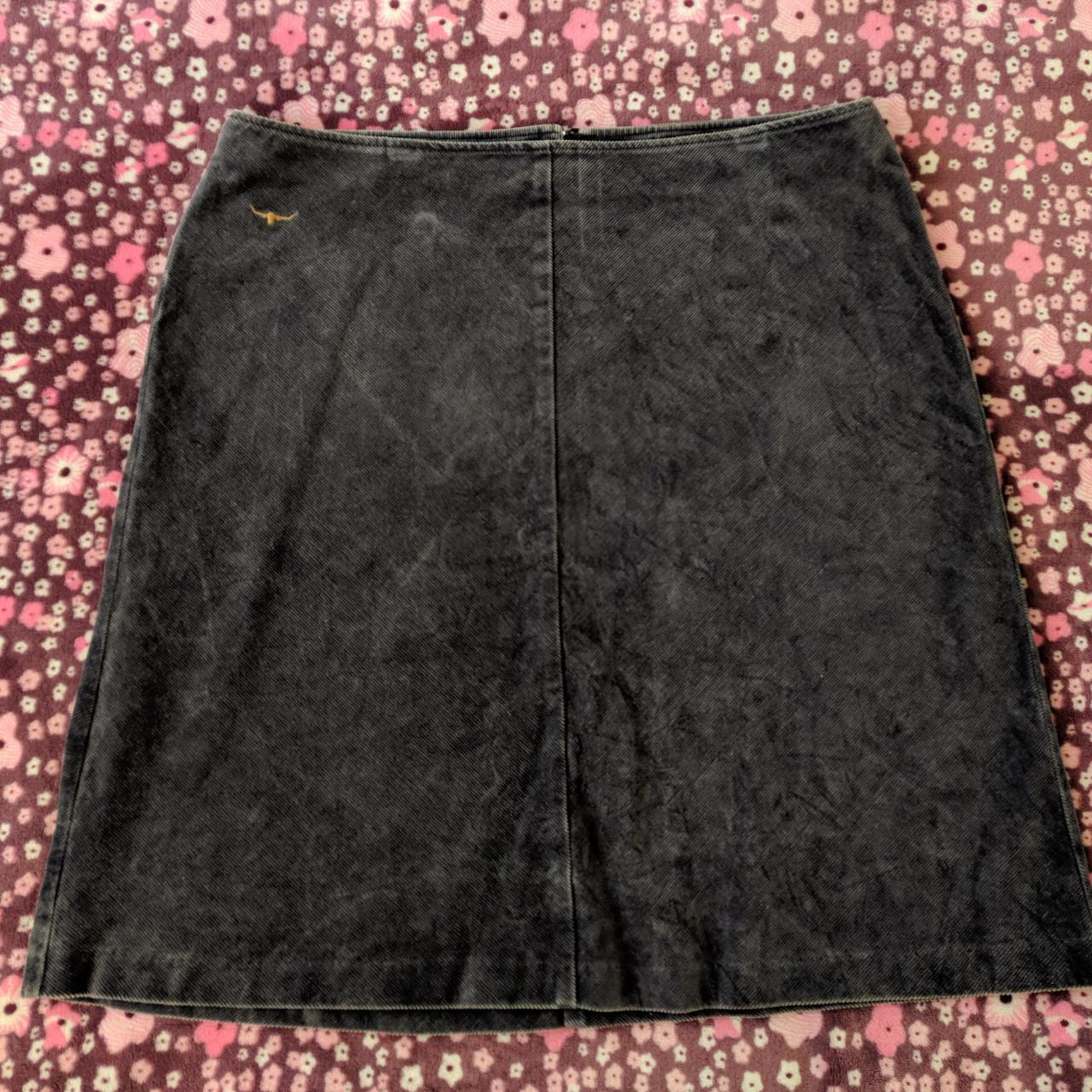 RM Williams Womens grey corduroy skirt. Size 16.... - Depop