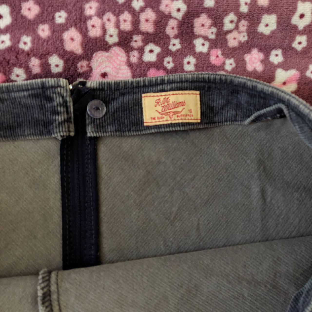 RM Williams Womens grey corduroy skirt. Size 16.... - Depop