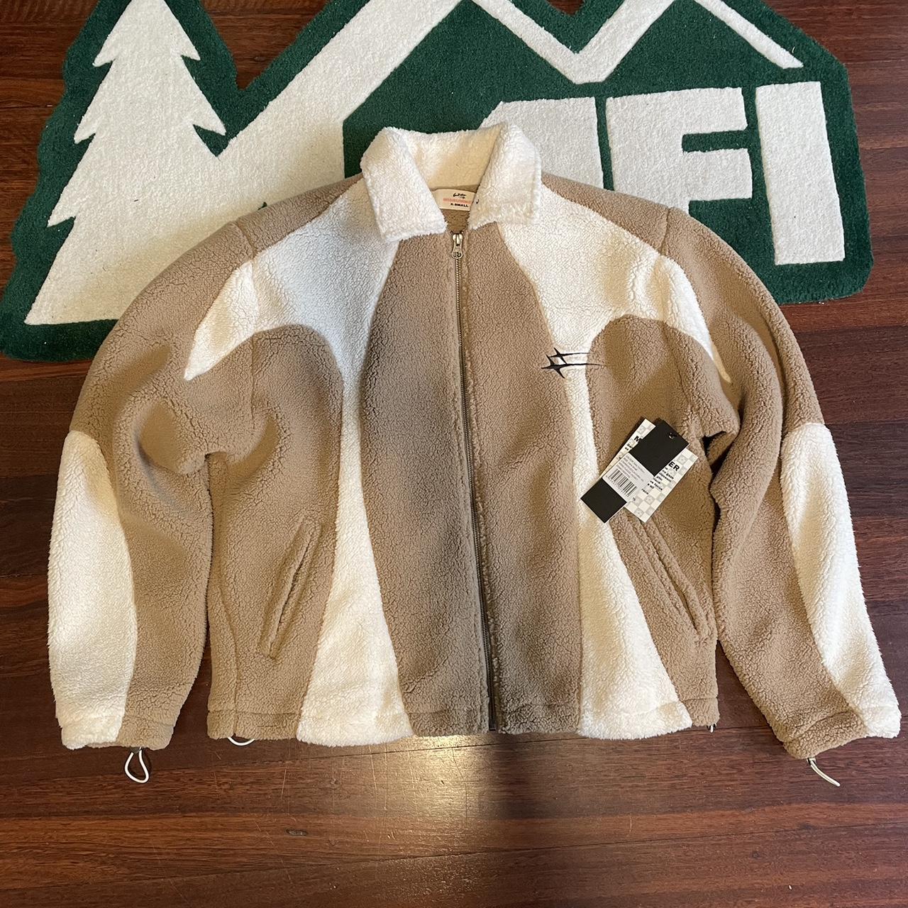 XS loiter zip up fleece brand new never worn tags... - Depop