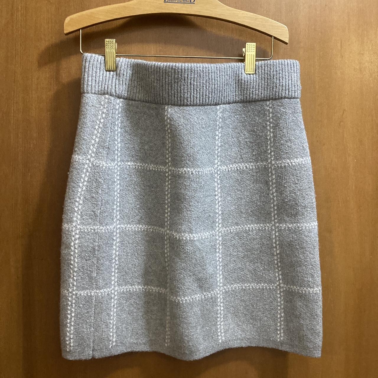 Target grey square pattern skirt size M - Depop
