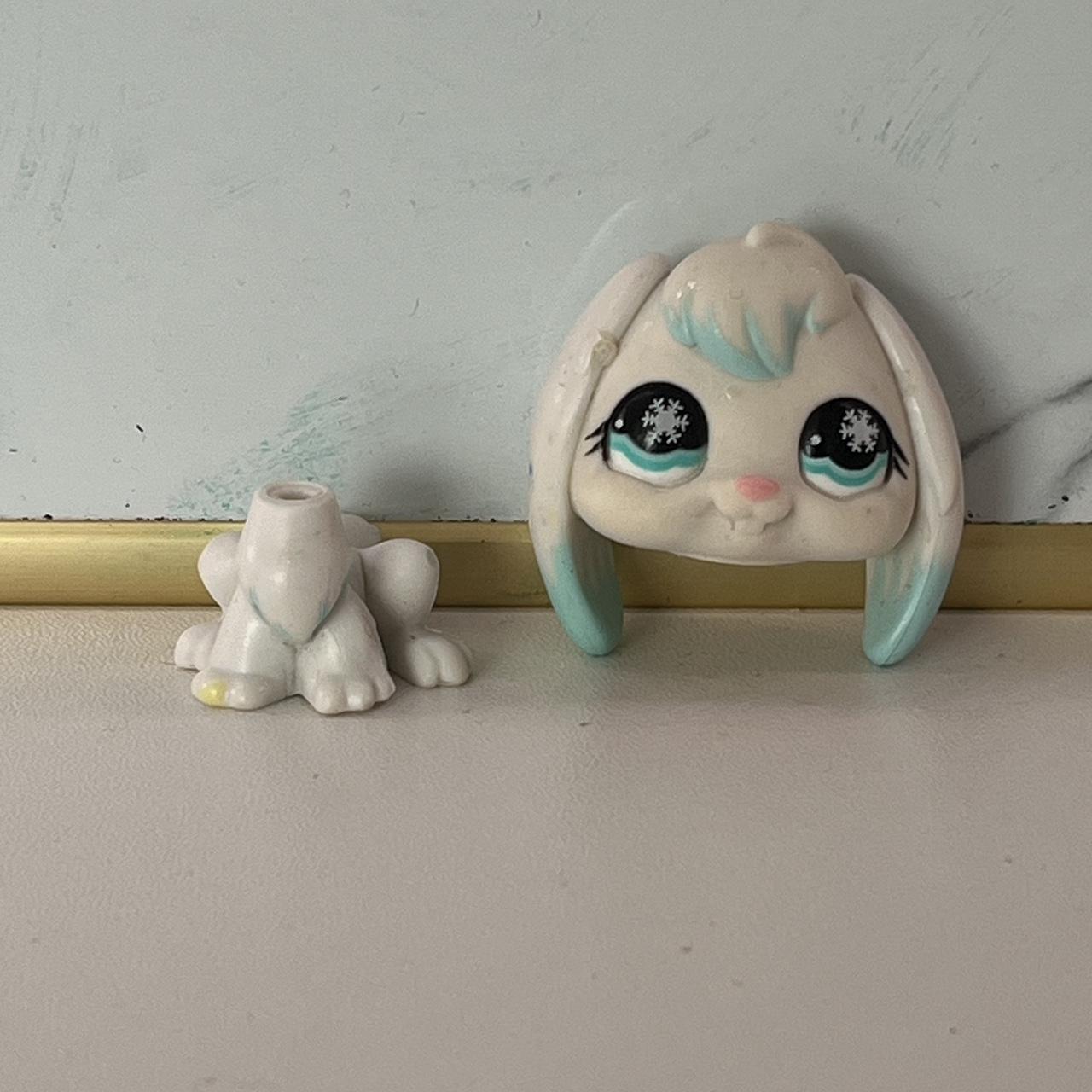 LPS LITTLEST PET SHOP 685 BROKEN HEAD PEG STILL... - Depop