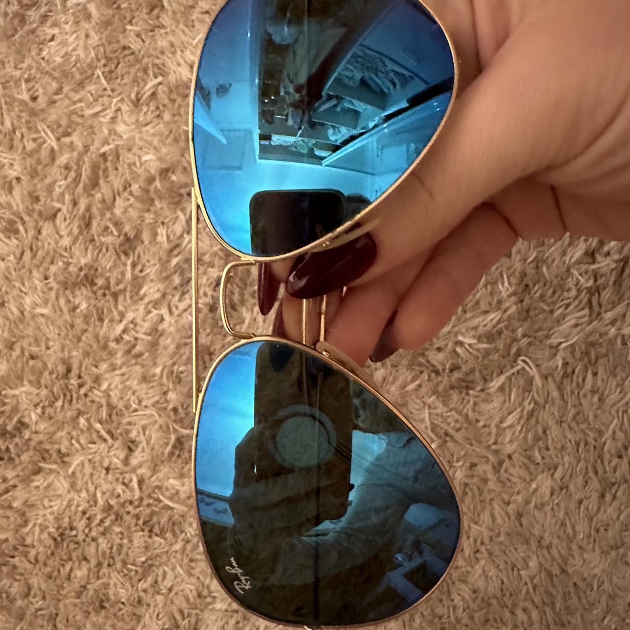 RAY-BAN RB3025 Aviator Flash Lenses Blue/gold In... - Depop