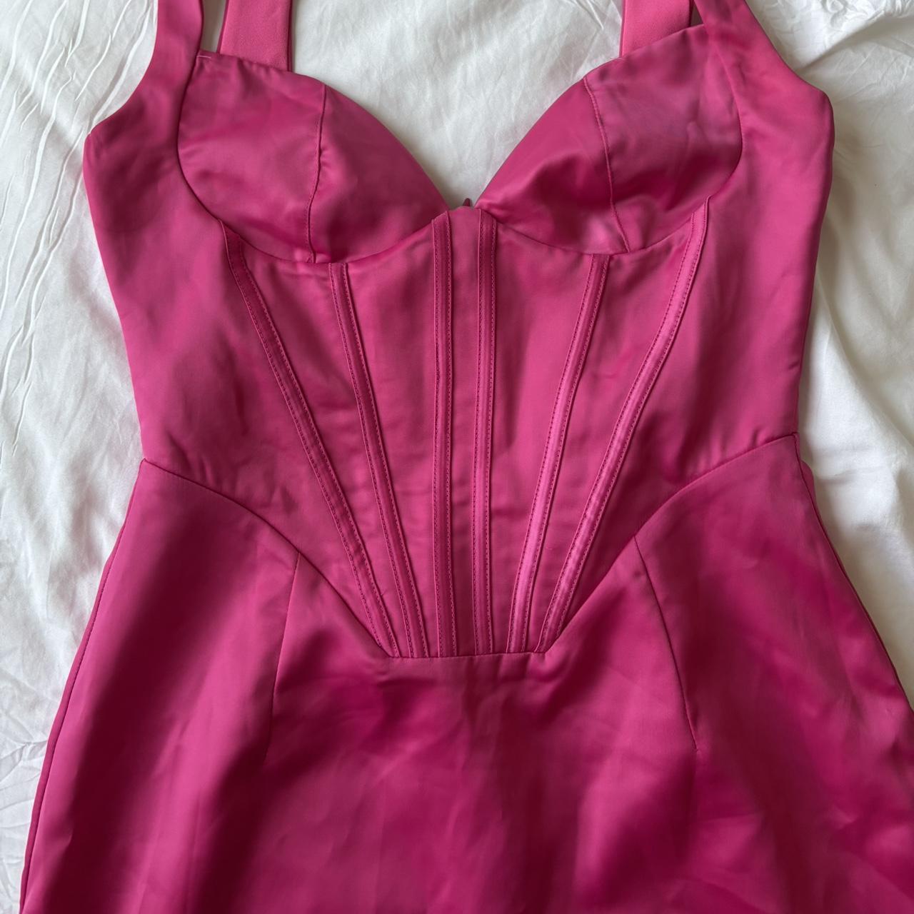 HOT PINK WHITE FOX DRESS 💗💕💗💕💅🏽 So cute and so... | Depop