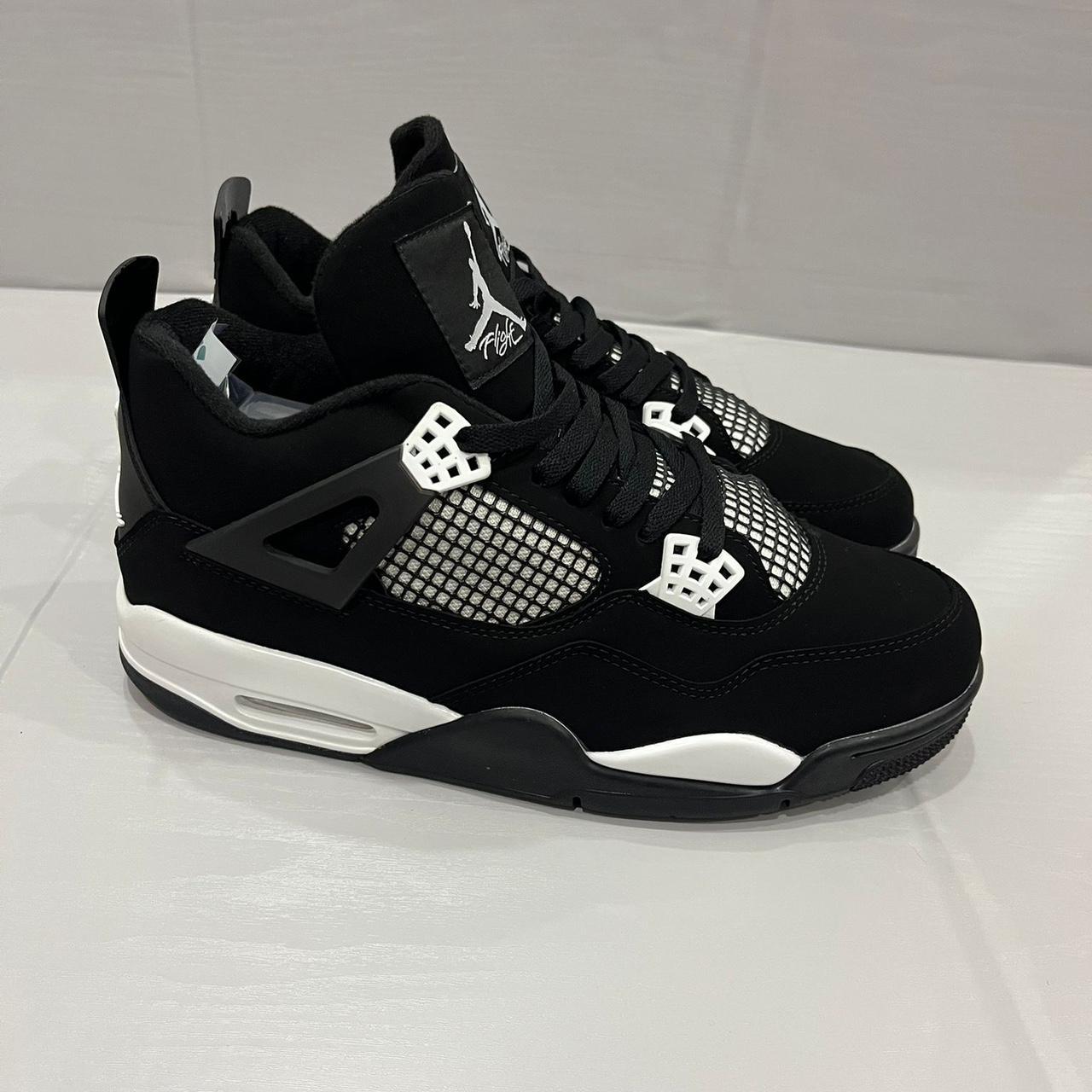 jordan 4 white thunders ⚫️⚪️ size uk 11 with box 📦... | Depop
