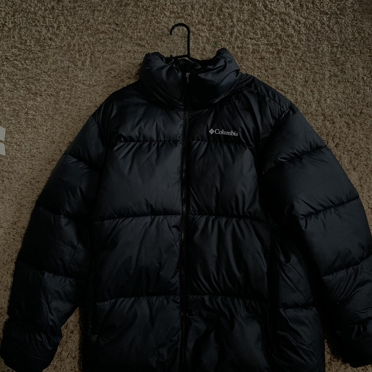 Men’s large Columbia puffer jacket/coat black/black... - Depop