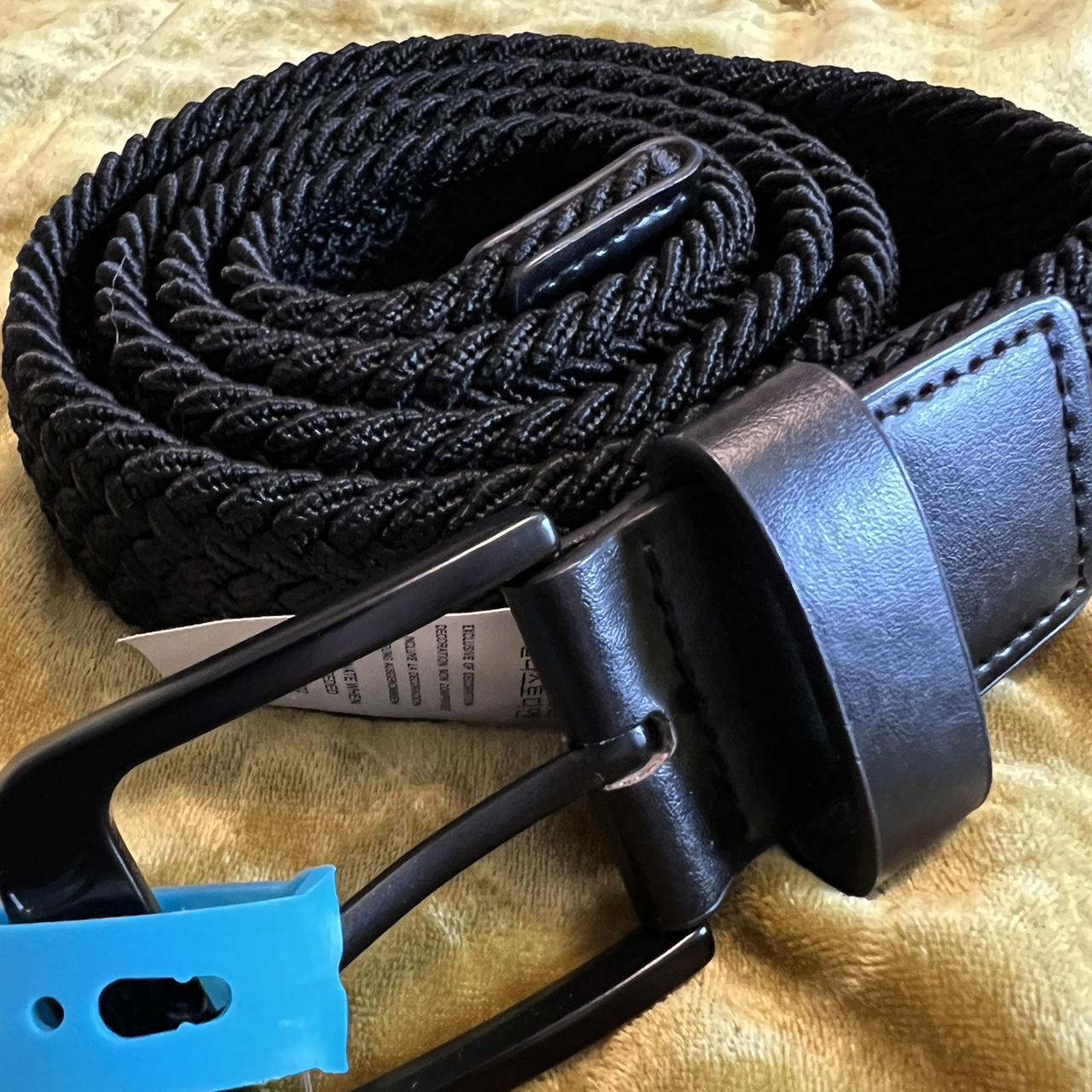 Brand new with tags Hurley belt from Zumies. Super... | Depop