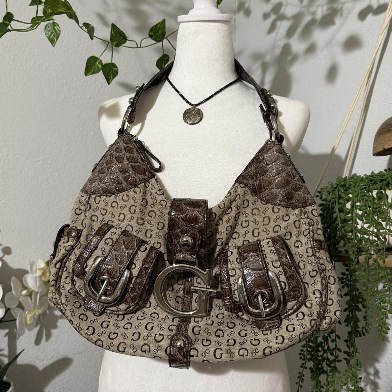 Vintage brown Guess purse -great condition -lots... - Depop