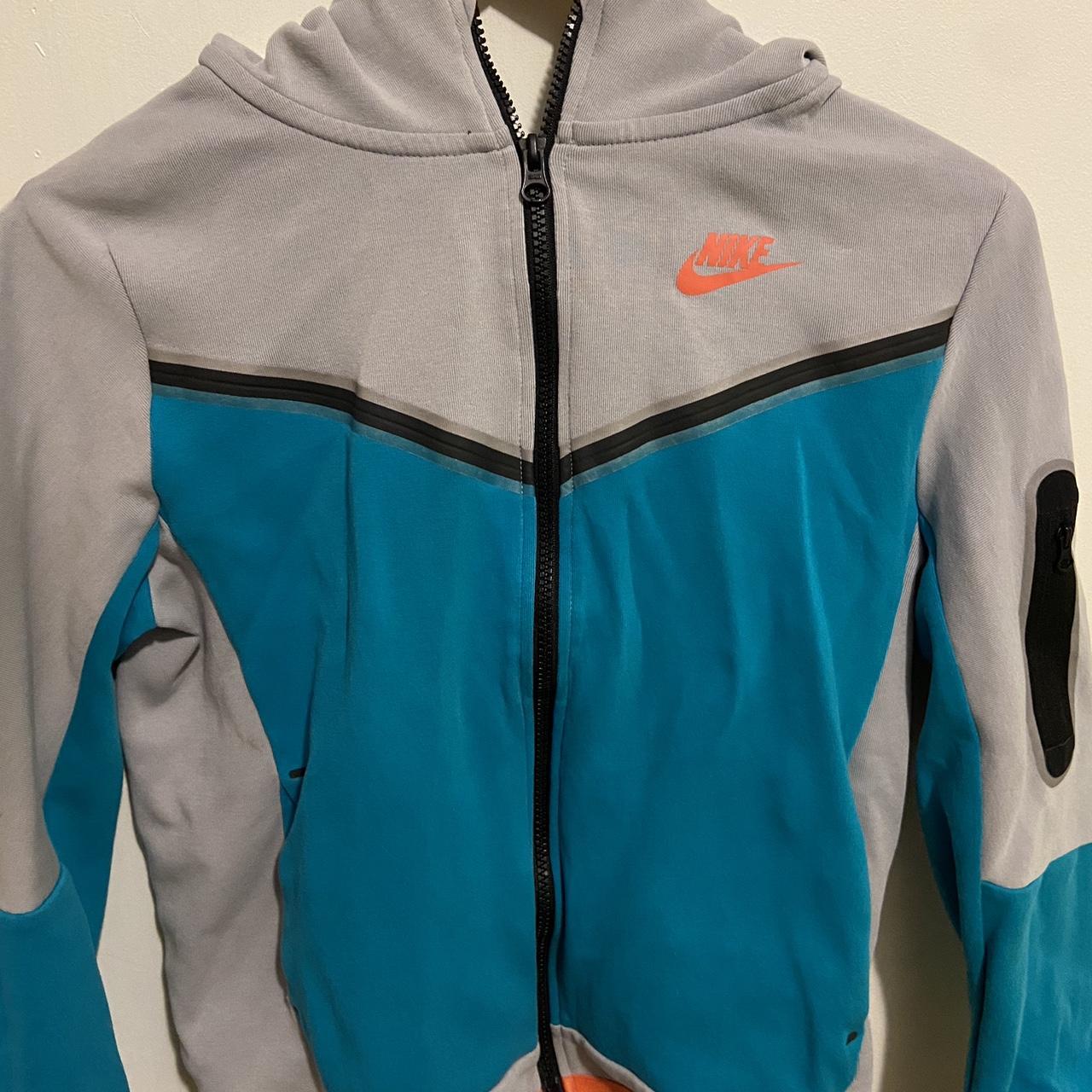 Kids large Nike tech - Depop