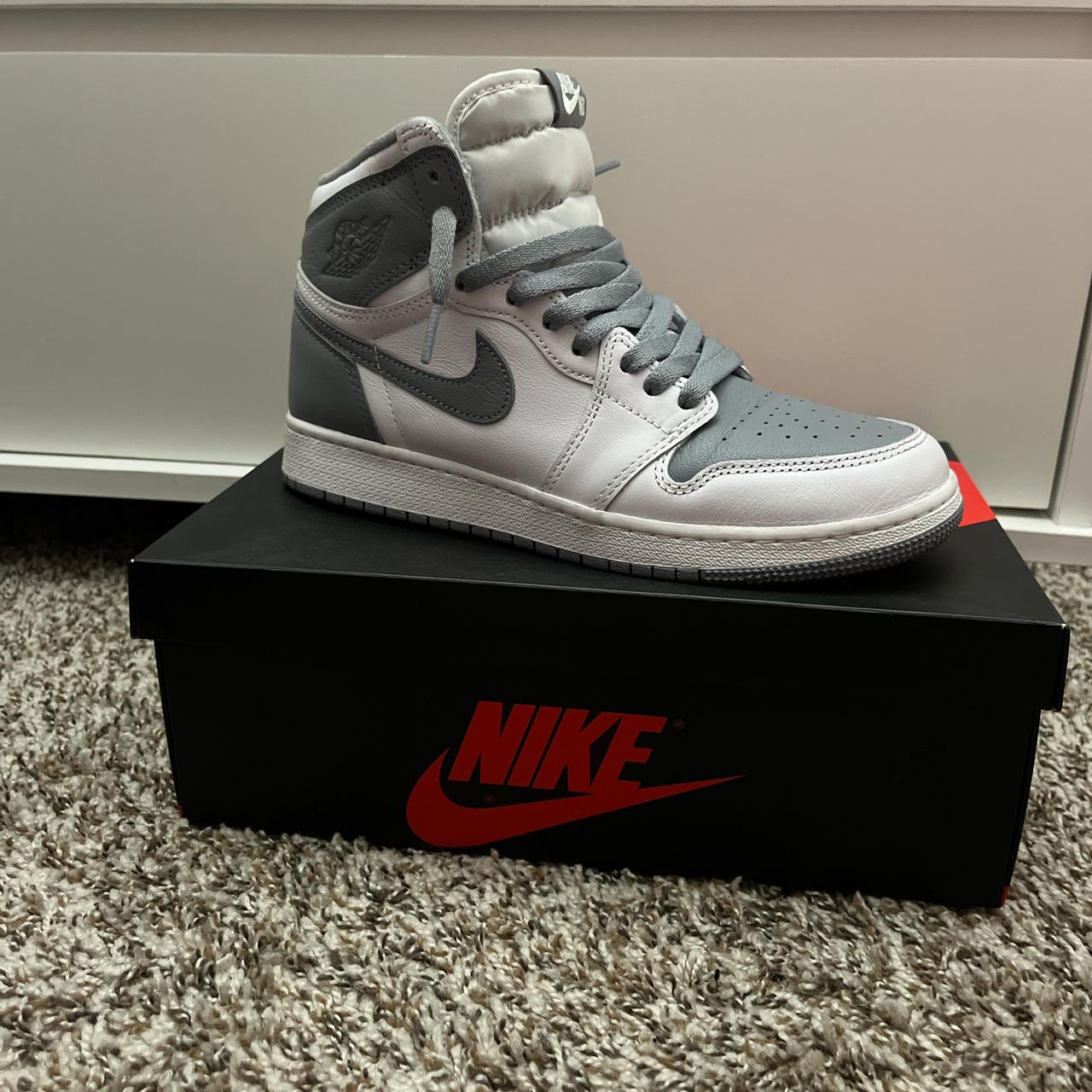 Youth Jordan 1 highs Size 7y Worn once - Depop