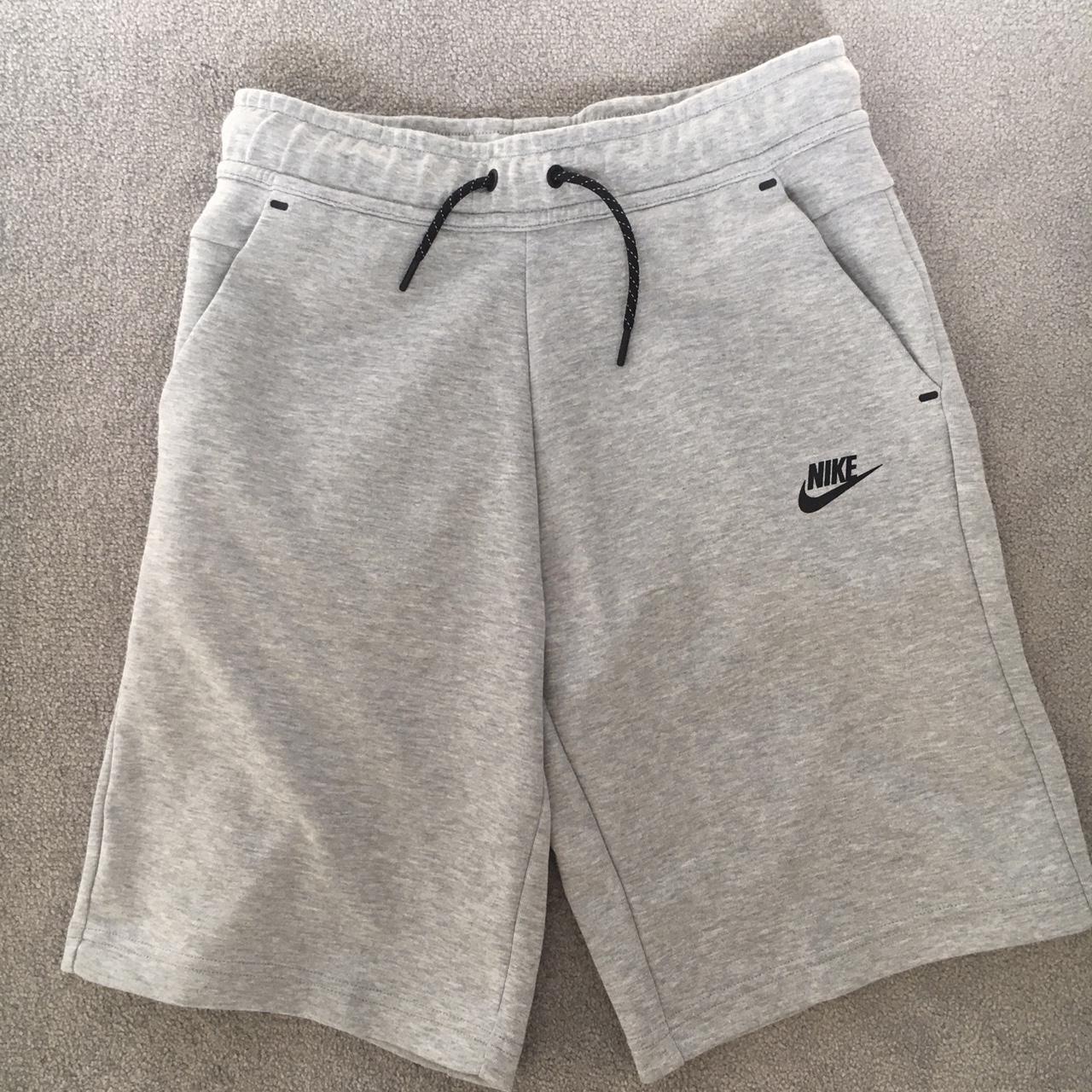 Nike tech shorts Never worn - Depop