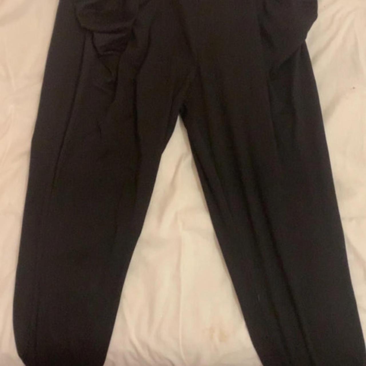 yoga pants/ but scrunchies - Depop