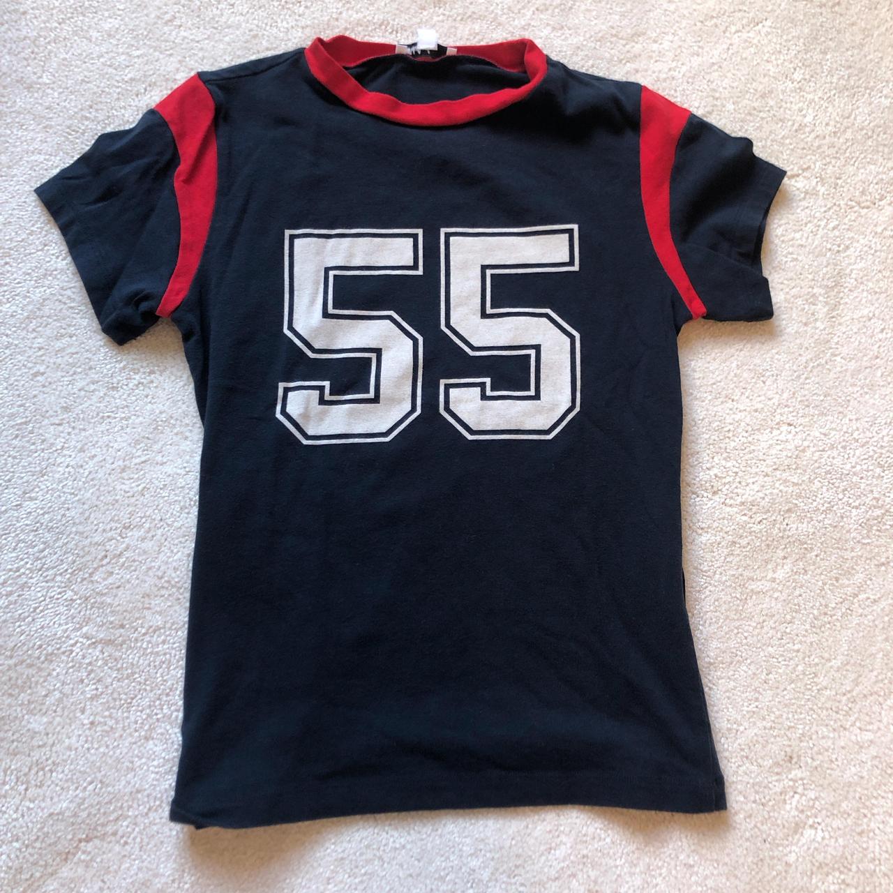 Cute subdued crop, very comfortable, sized medium,... - Depop