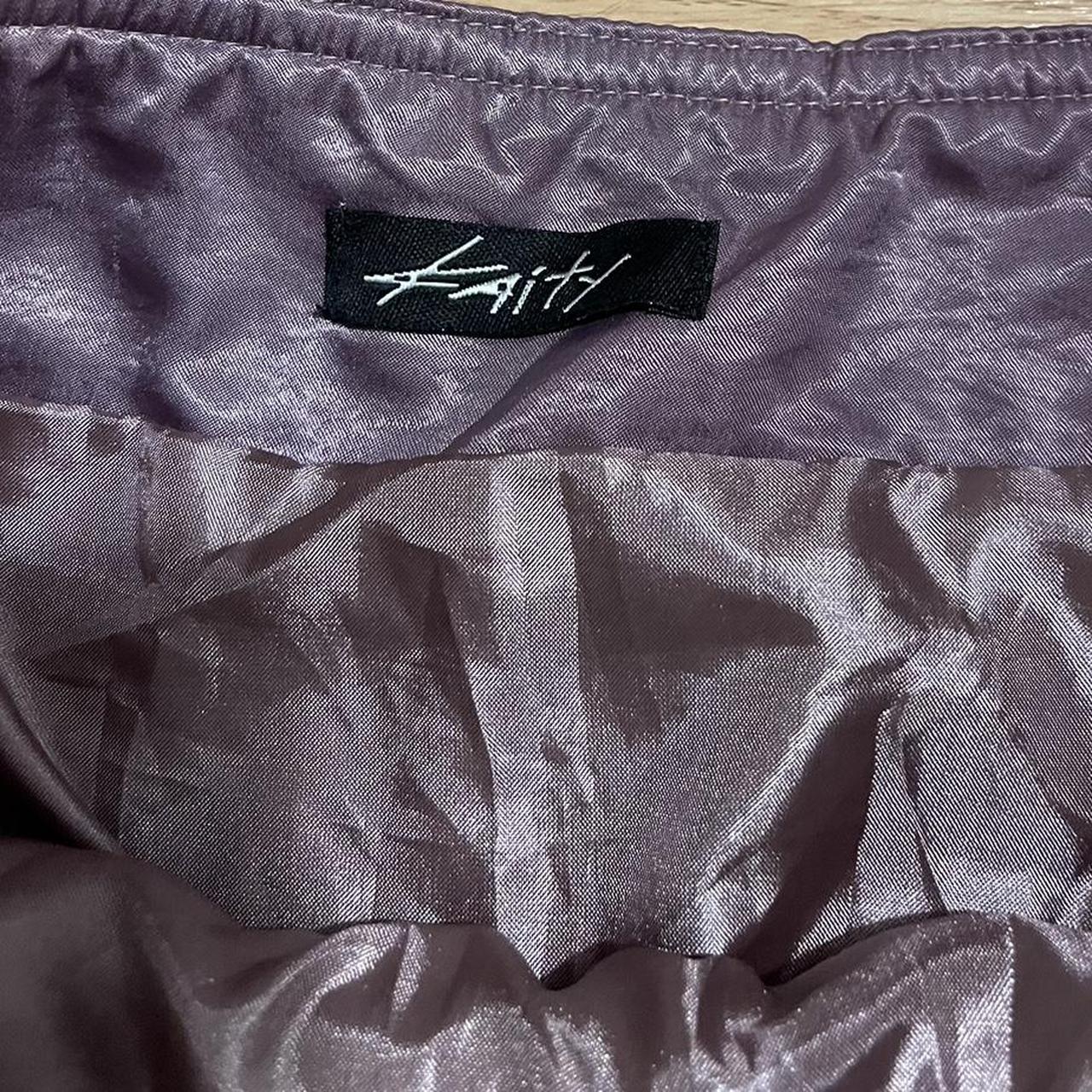 Kaity purple pleated skirt with a zip up side $4... - Depop