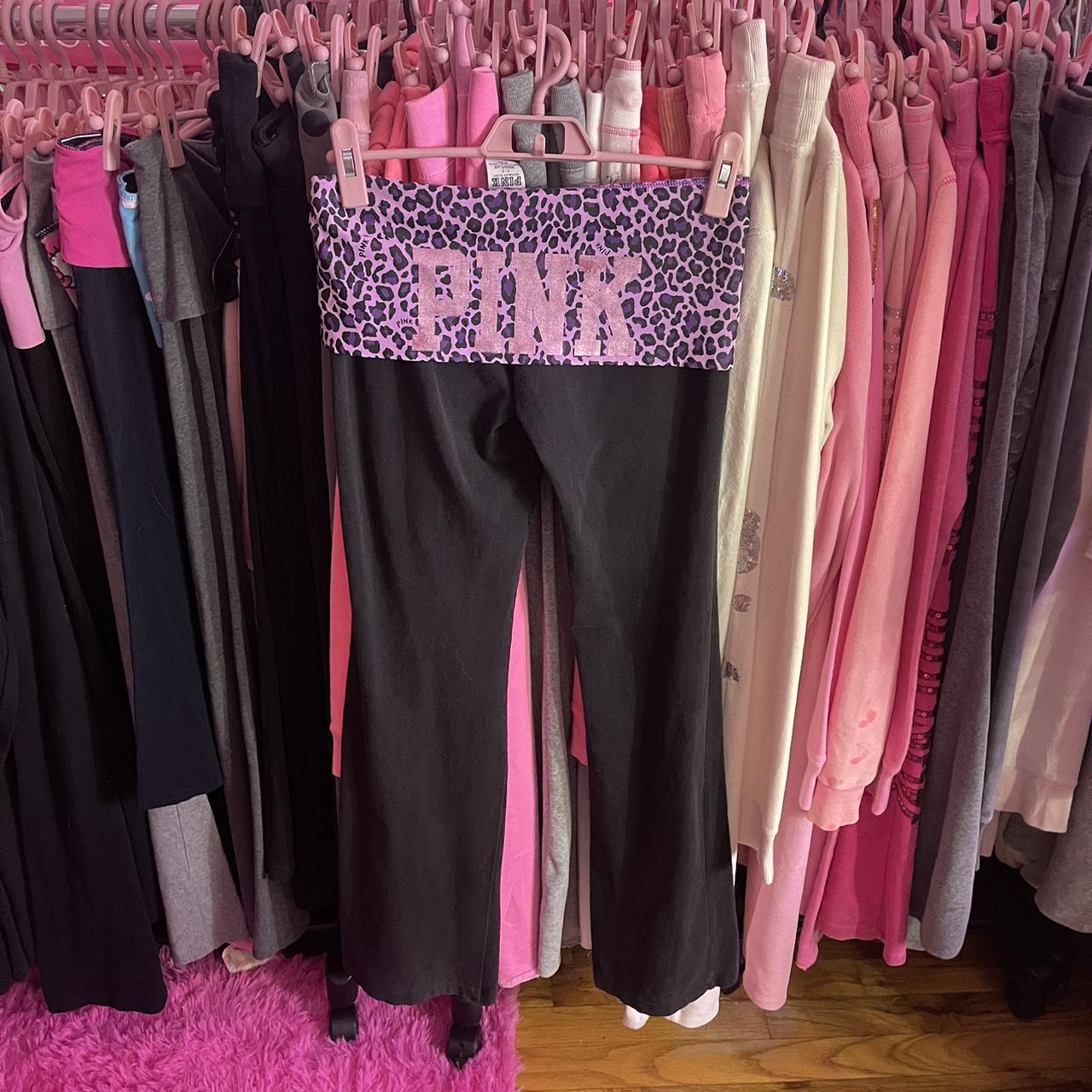 VINTAGE EARLY 2000 VICTORIA’S SECRET PINK LEOPARD... - Depop