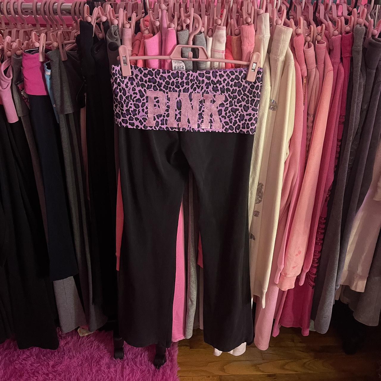 VINTAGE EARLY 2000 VICTORIA’S SECRET PINK LEOPARD... - Depop