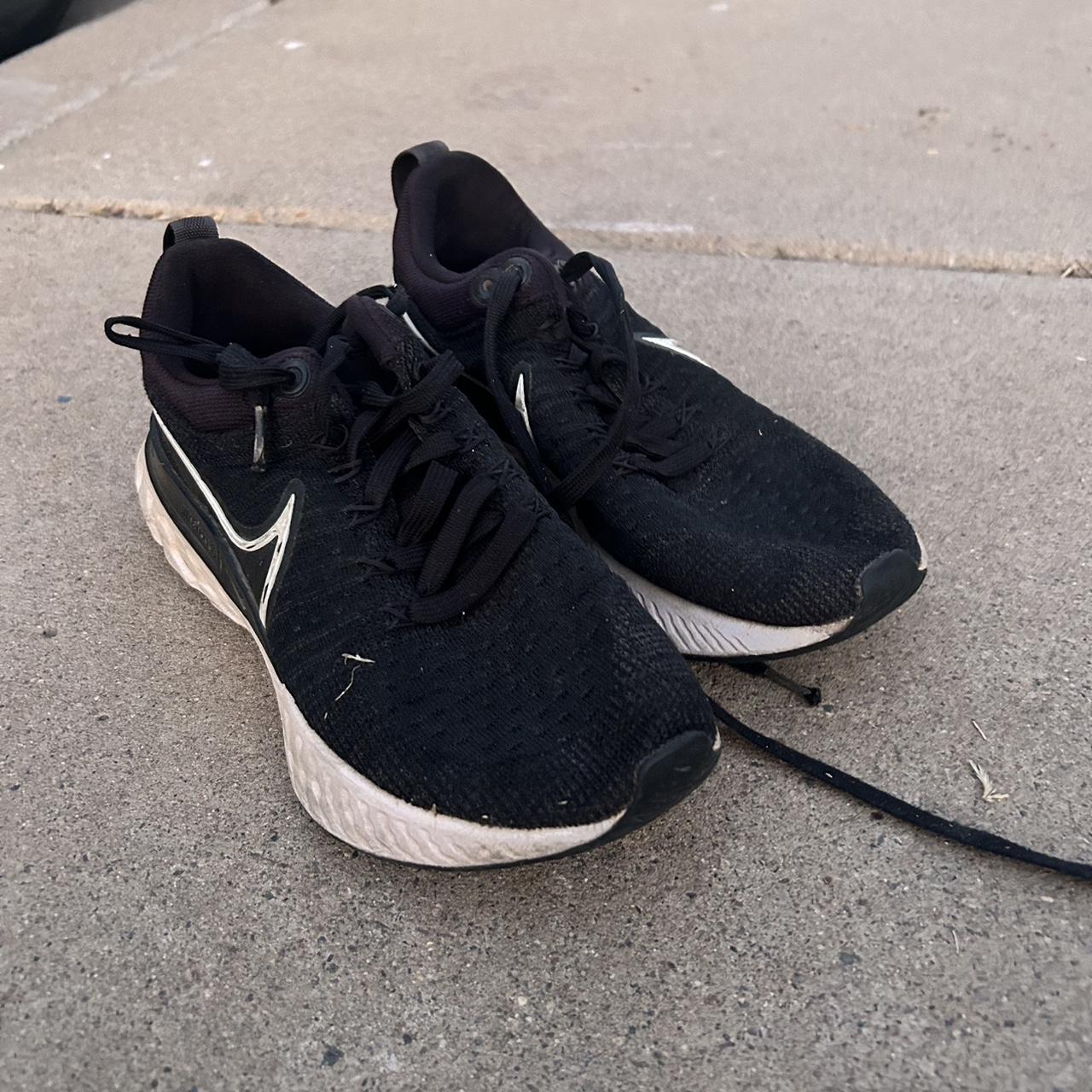 Black Nike running trainers #running #sneakers | Depop