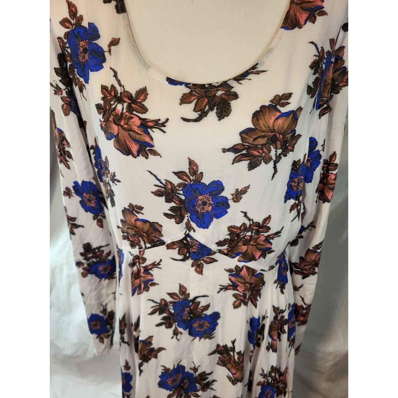 Chest 23" Total length 56" - Depop