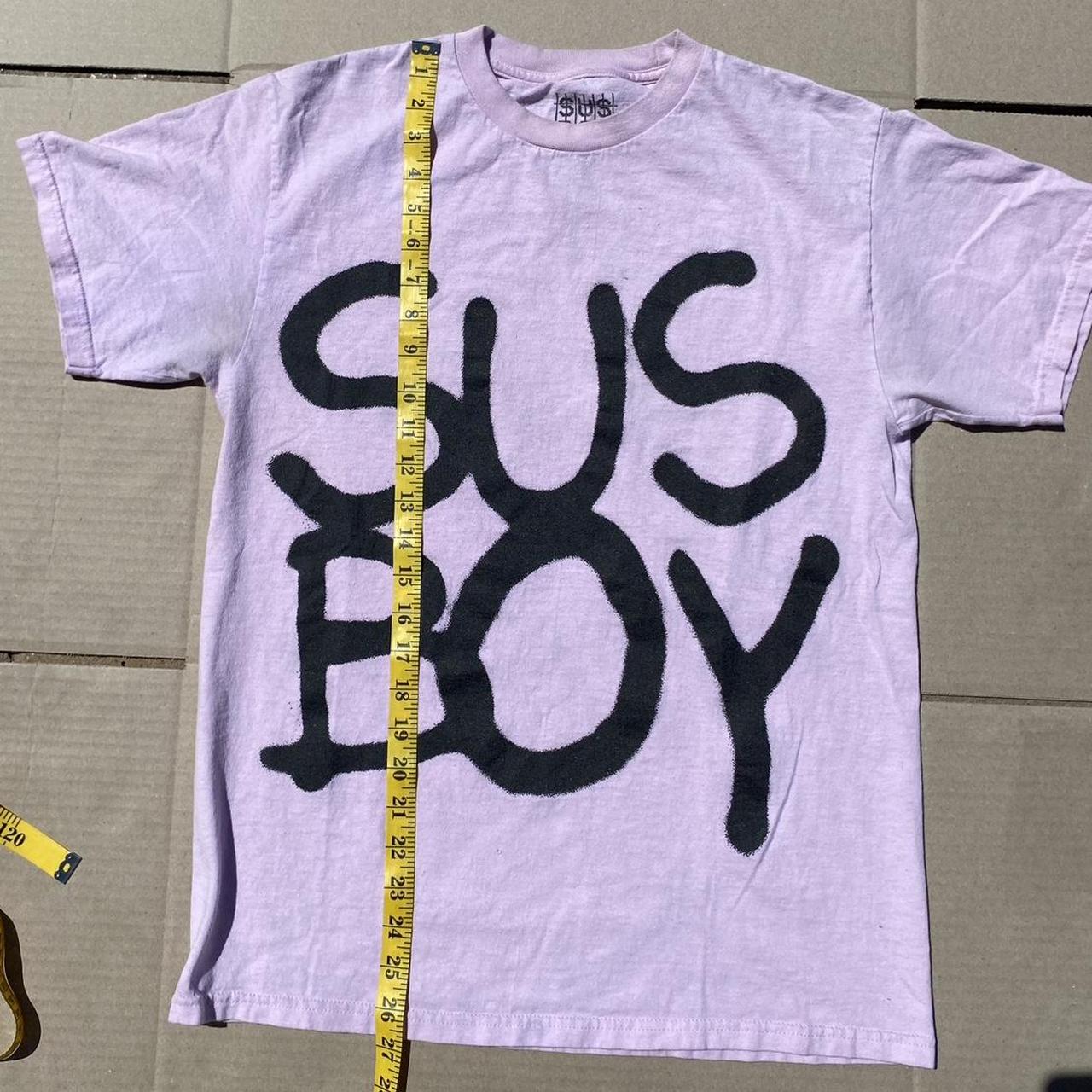 Sus boys tee Has some small ink stains And a pin hole - Depop