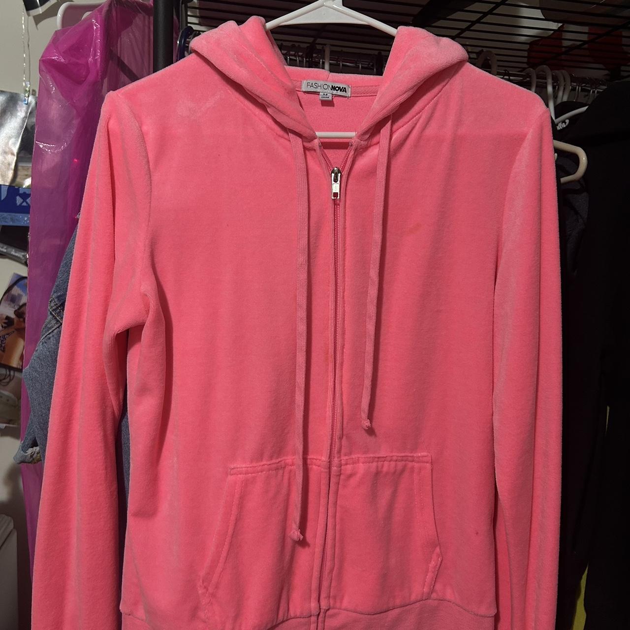 hot pink zip up size M - Depop