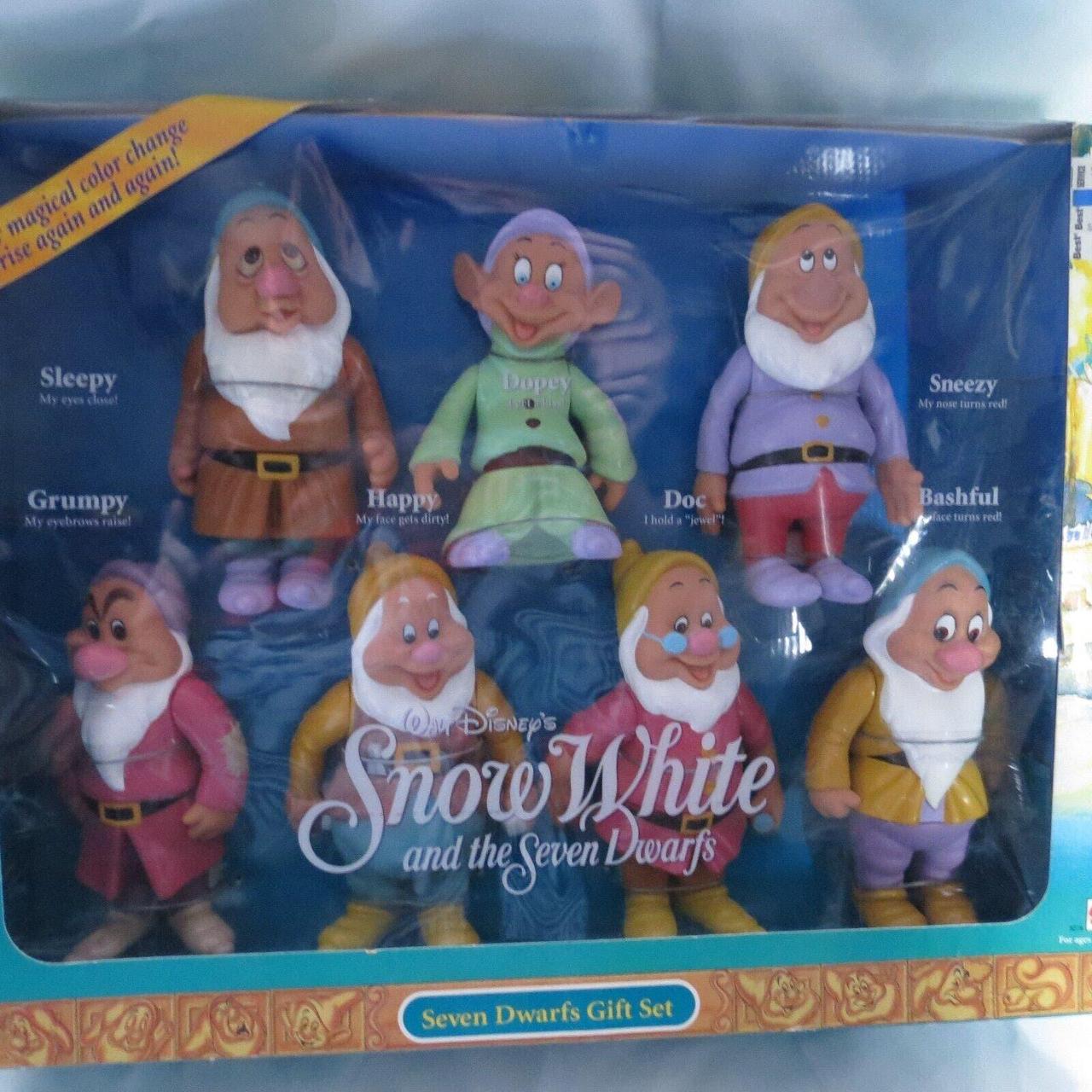 This vintage Disney Snow White and Seven Dwarfs gift... - Depop