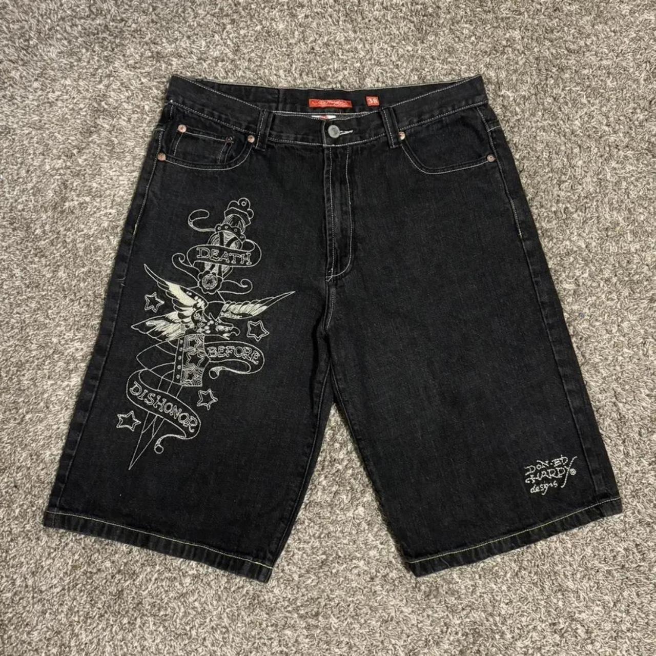 Goth like y2k jorts - Depop