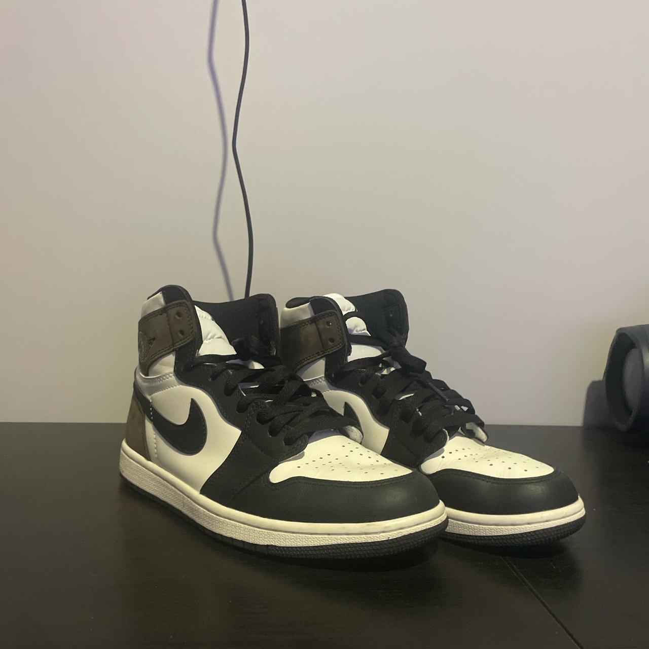 Jordan 1 Mocha. No box. - Depop