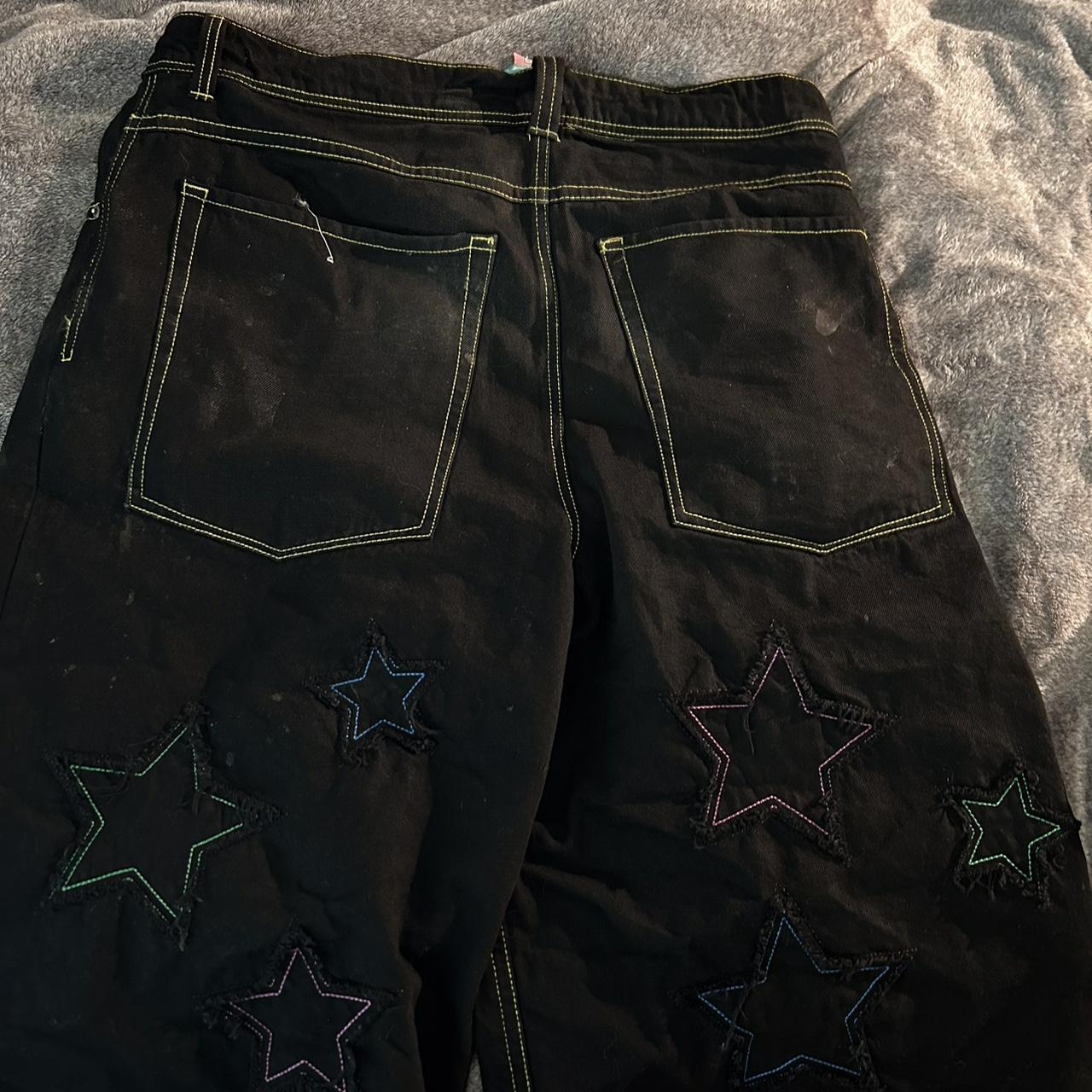 Alab Zumiez extra baggy y2k star jorts - Depop