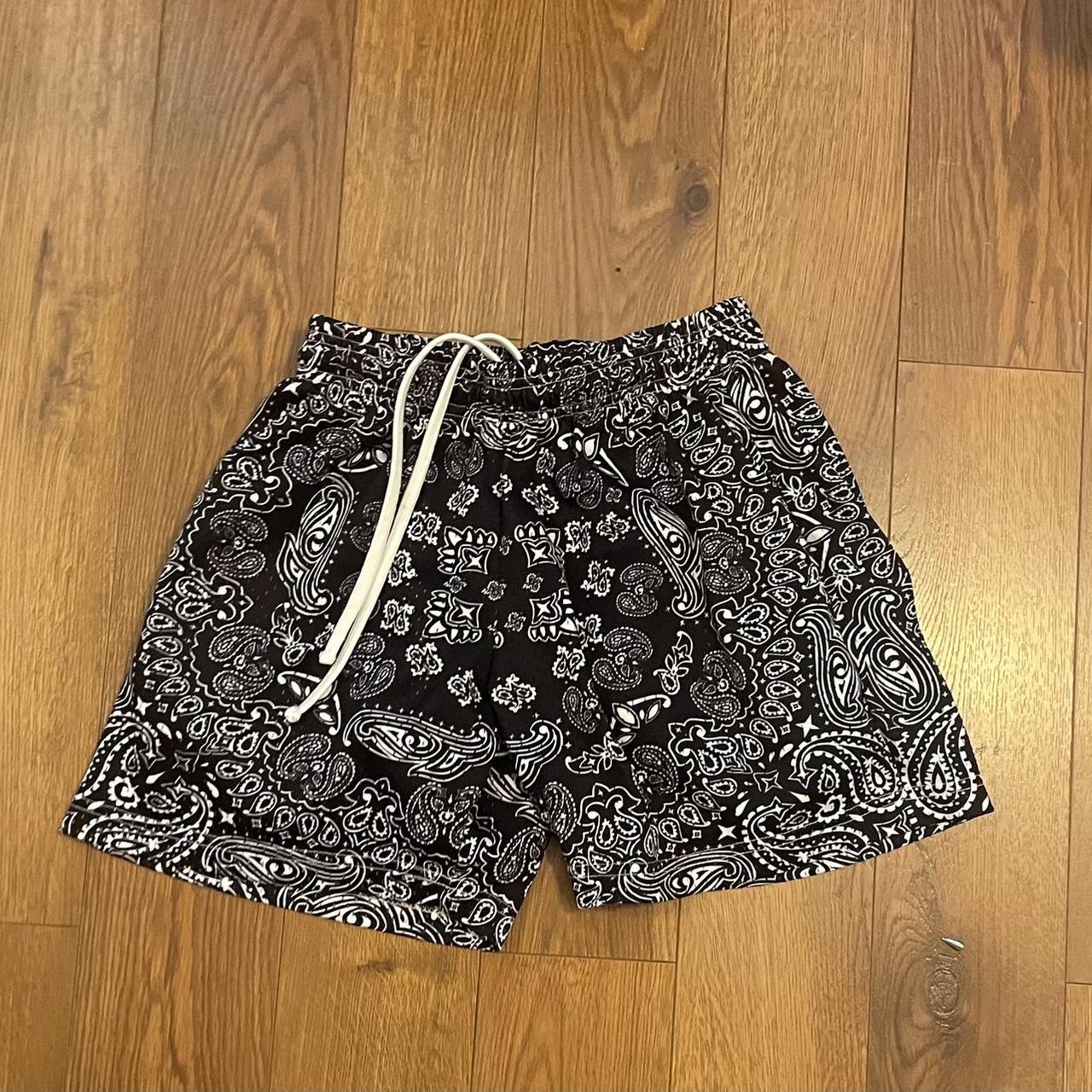 size men’s small bandana mesh shorts brand - AZVA - Depop