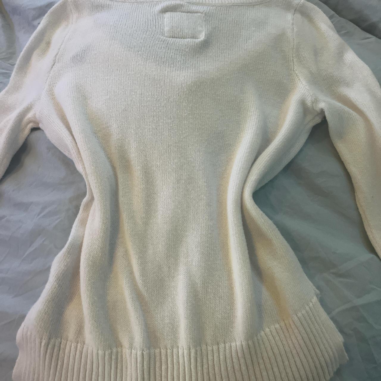 💕- cream Abercrombie and Fitch sweater vintage #Y2K... | Depop