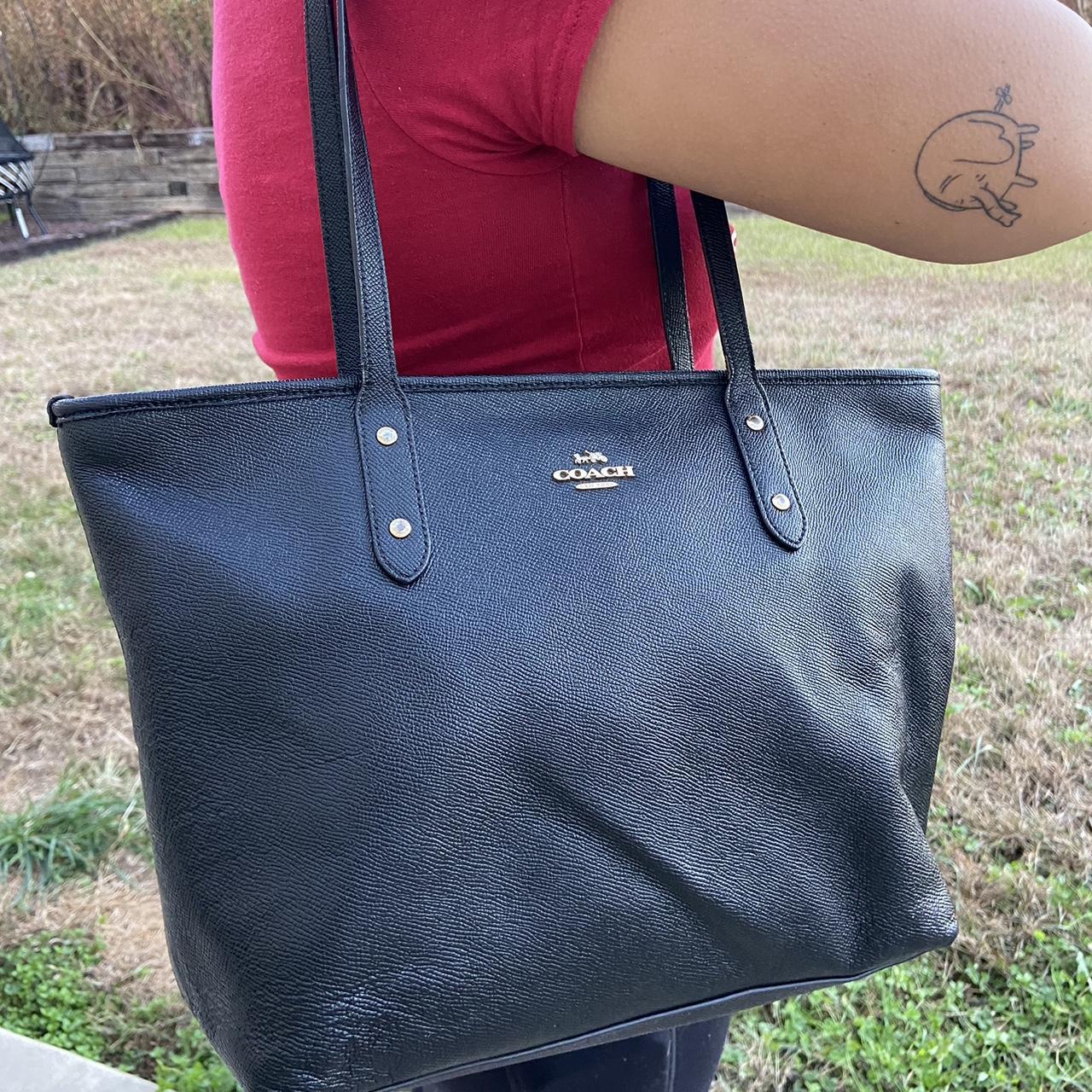 Black coach leather tote bag - Damaged coach label... - Depop