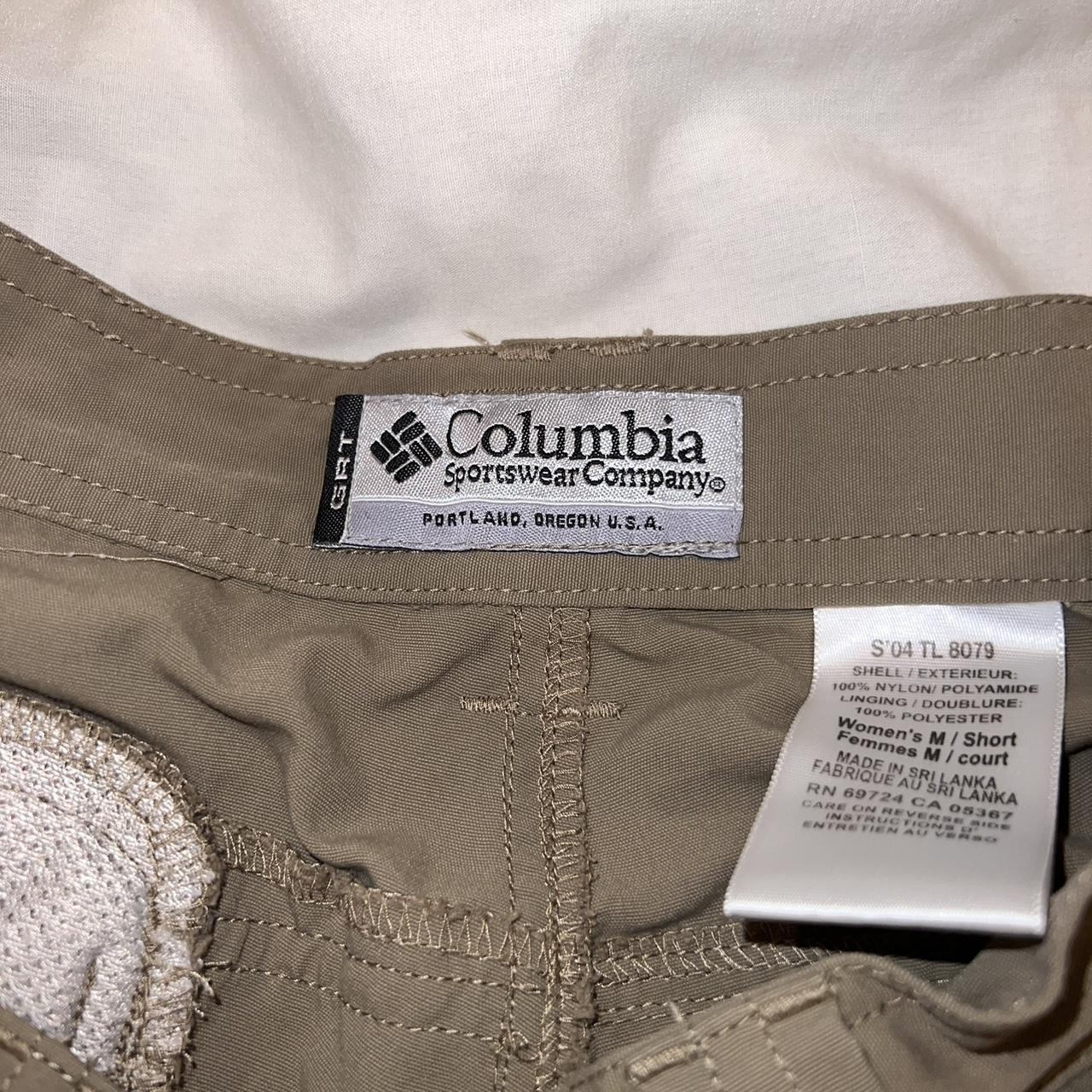 columbia grt hiking/outdoors shorts - Depop