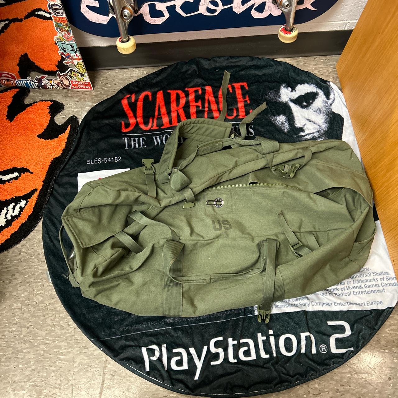 US Army standard issue green duffle bag #military #y2k - Depop