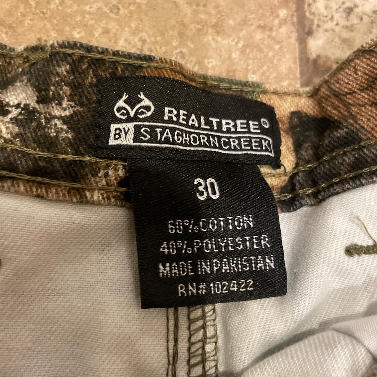 Realtree camo jorts / cargo shorts really cool... - Depop