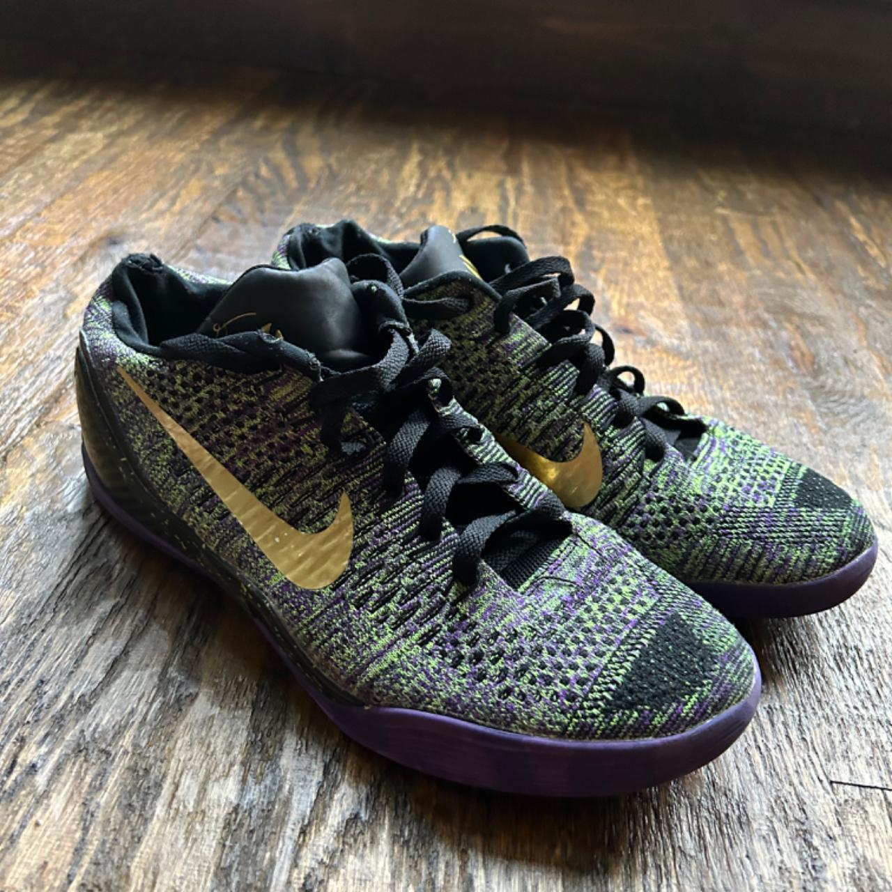 Kobe 9 NEED INSOLES Beat but can still be worn... - Depop