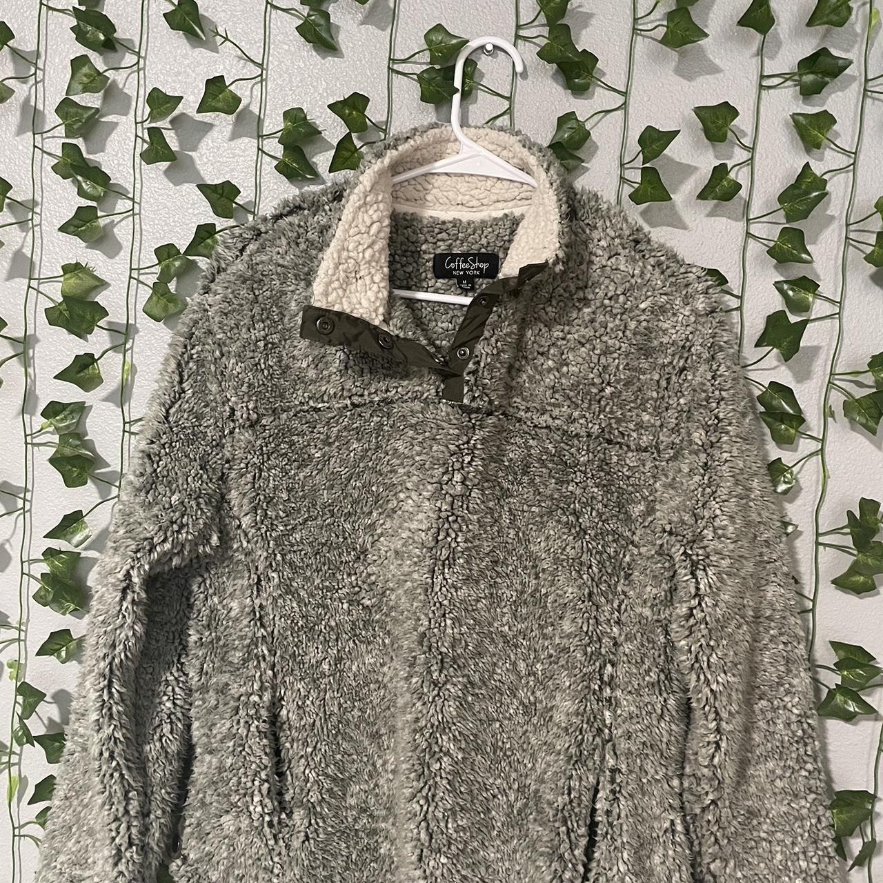 Fluffy Half-zip - Depop