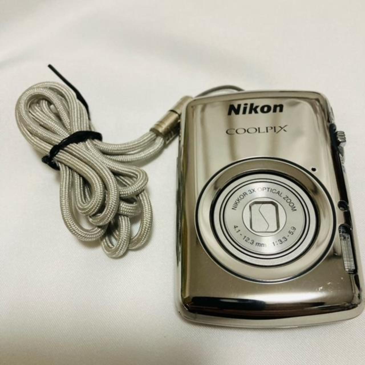 Nikon Compact COOLPIX S01 Silver 41026 - Depop