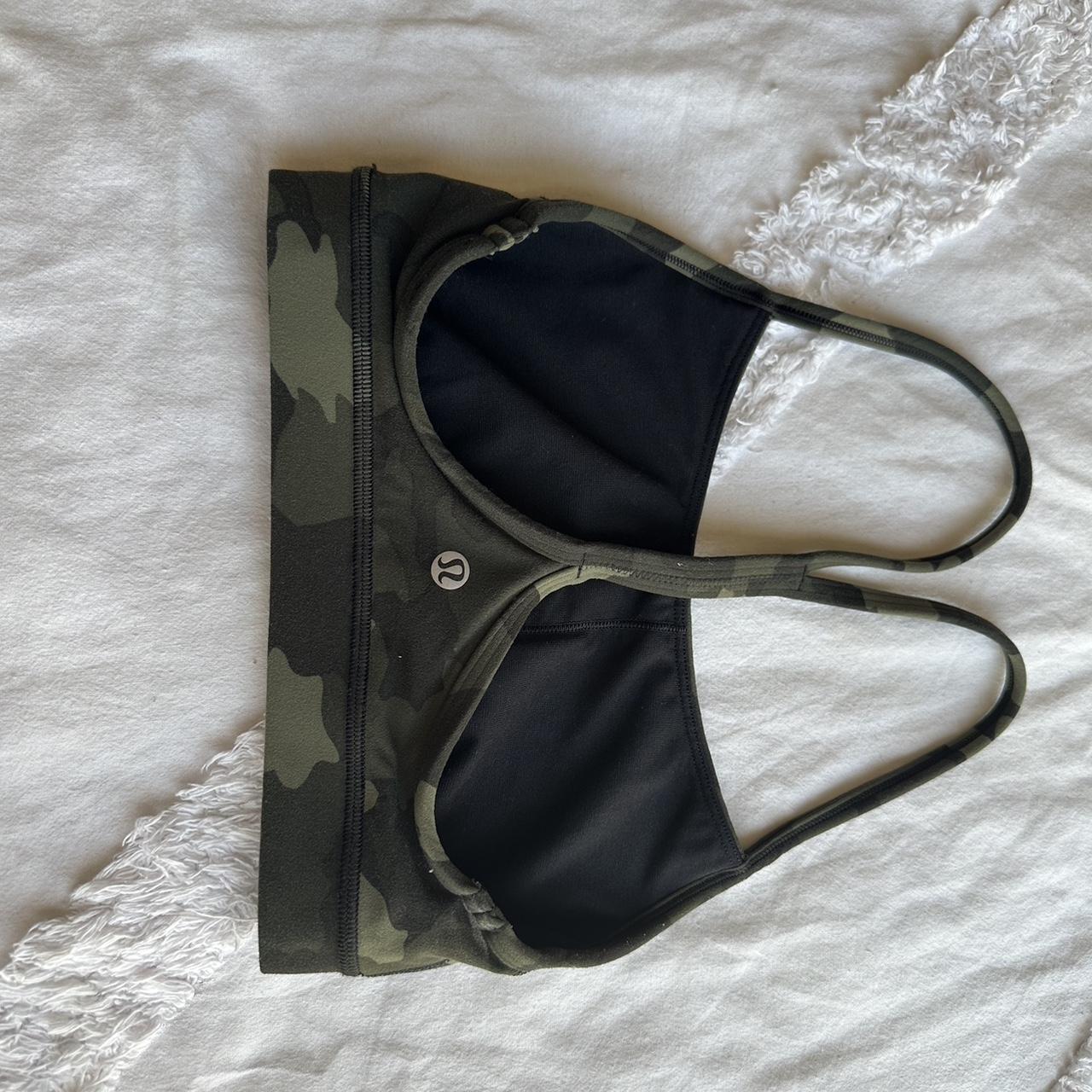 Camo lulu sports bra - Depop