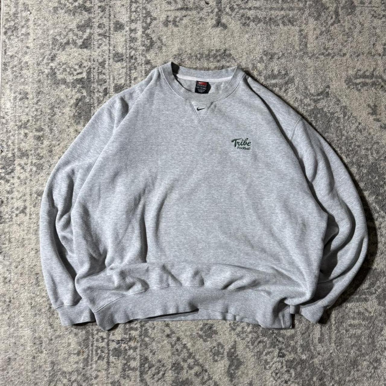 VINTAGE 90’s CENTERED SWOOSH CREWNECK ️ size -... - Depop