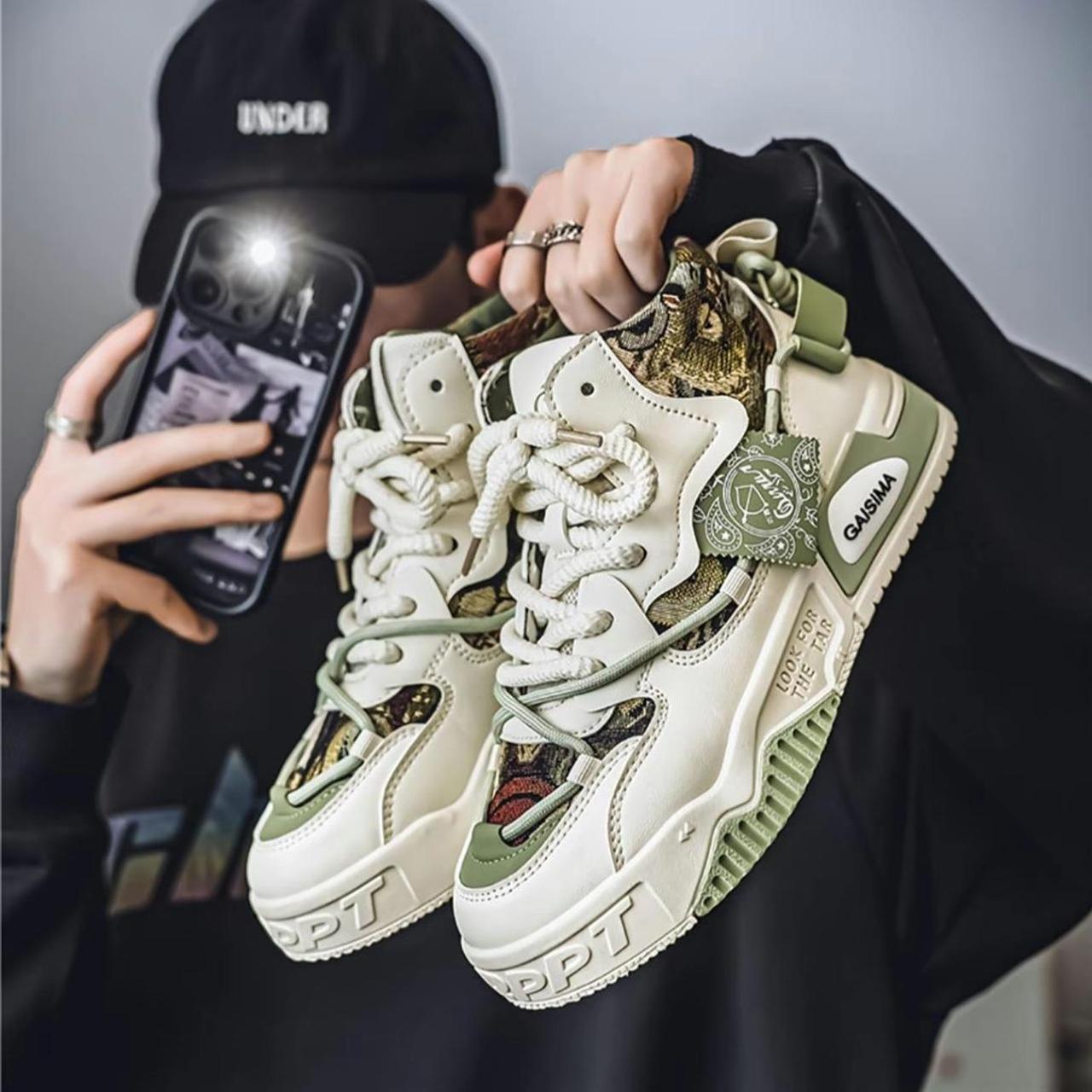 Gaisima GAISIMA LOOK FOR THE TAR green and white... | Depop